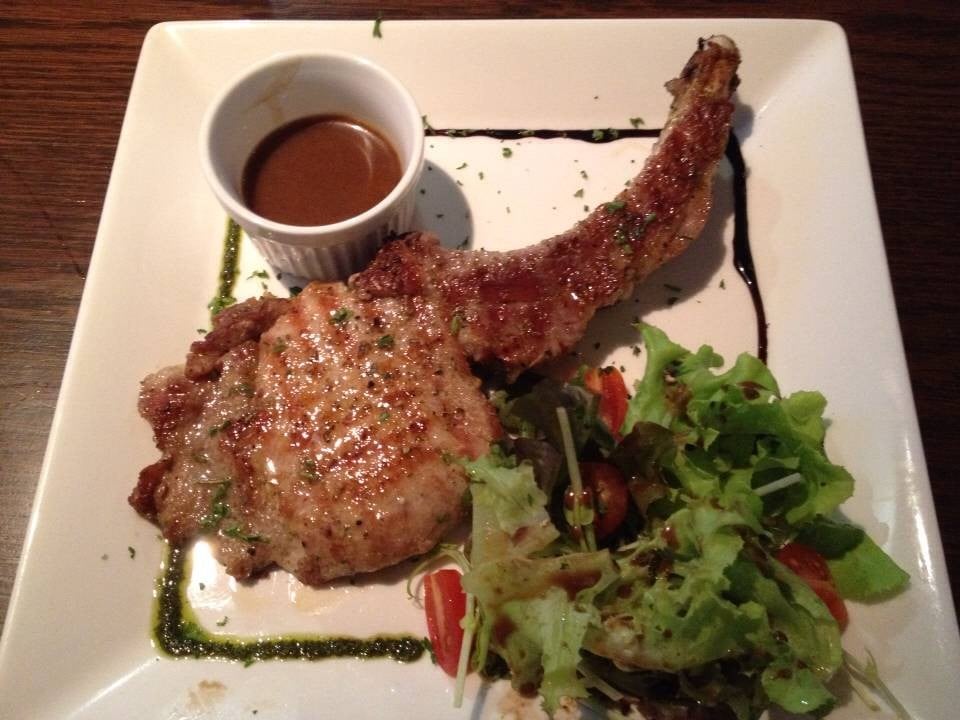 10 ร้านอาหารเจ้าเด็ด ย่านลำลูกกา มื้อนี้ฟินกระจาย!