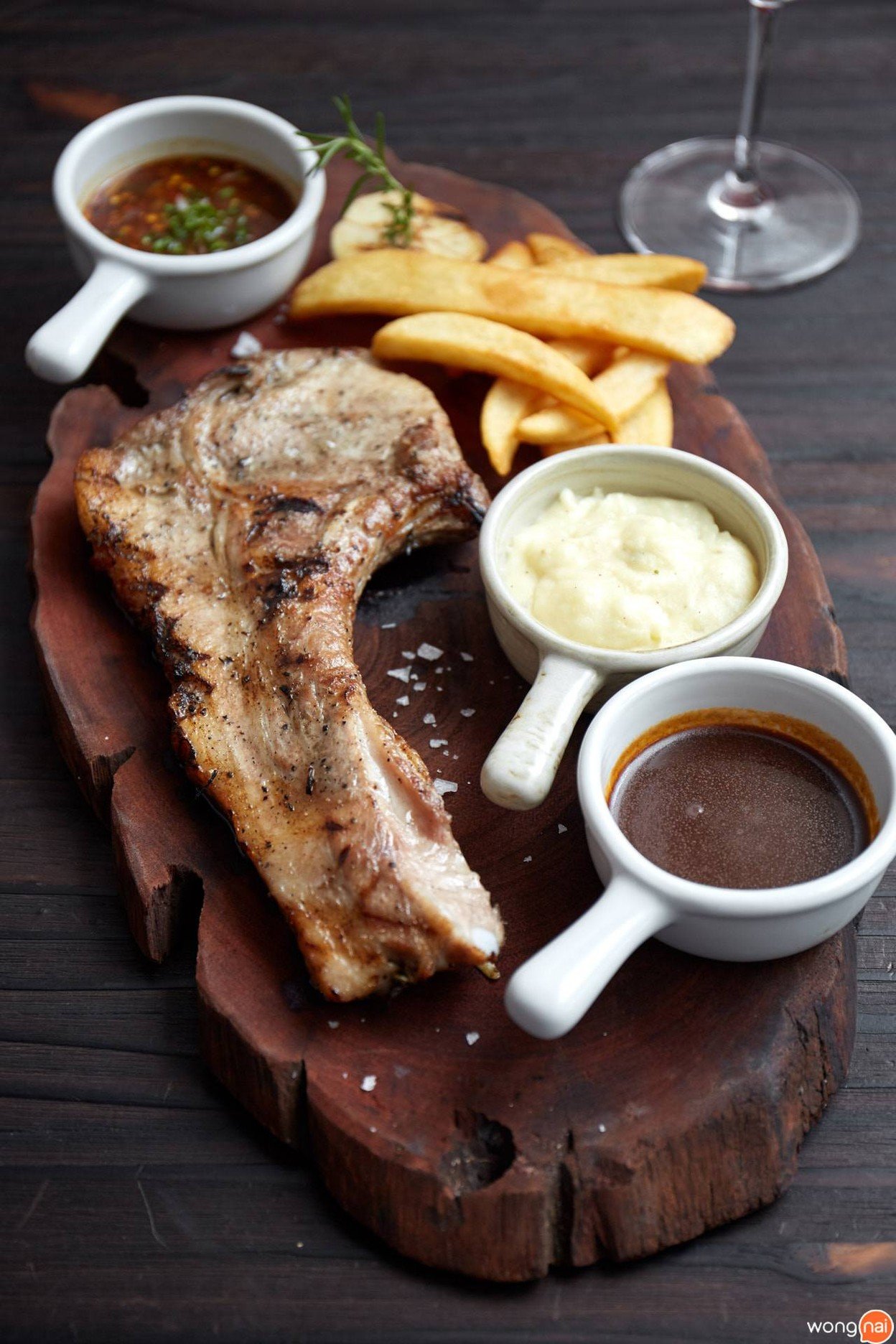 10 ร้านโทมาฮอว์ก ที่สายเนื้อต้องกรีดร้อง!