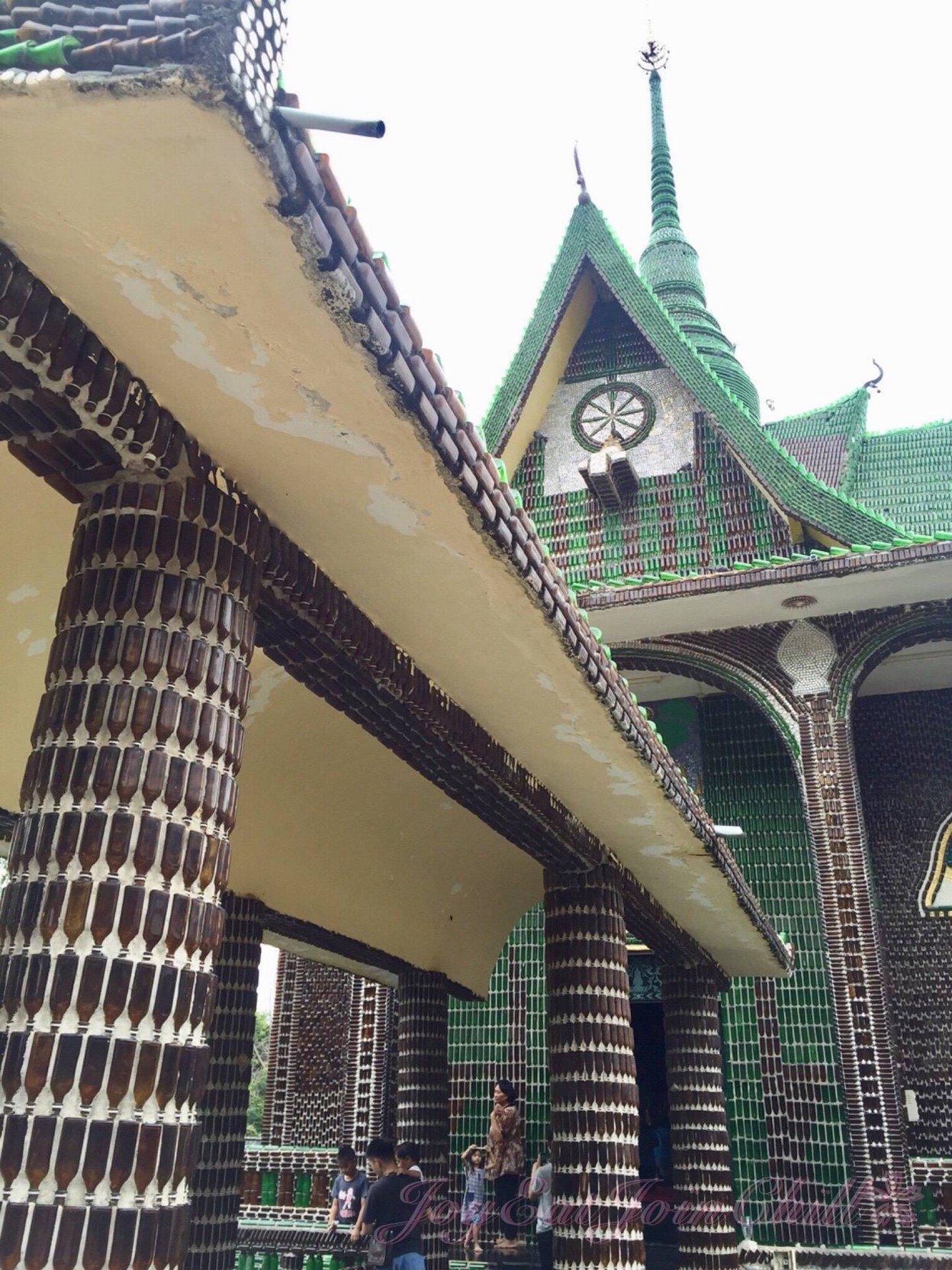 20 ที่เที่ยวศรีสะเกษ ตามรอยประวัติศาสตร์ ชมความงามธรรมชาติ