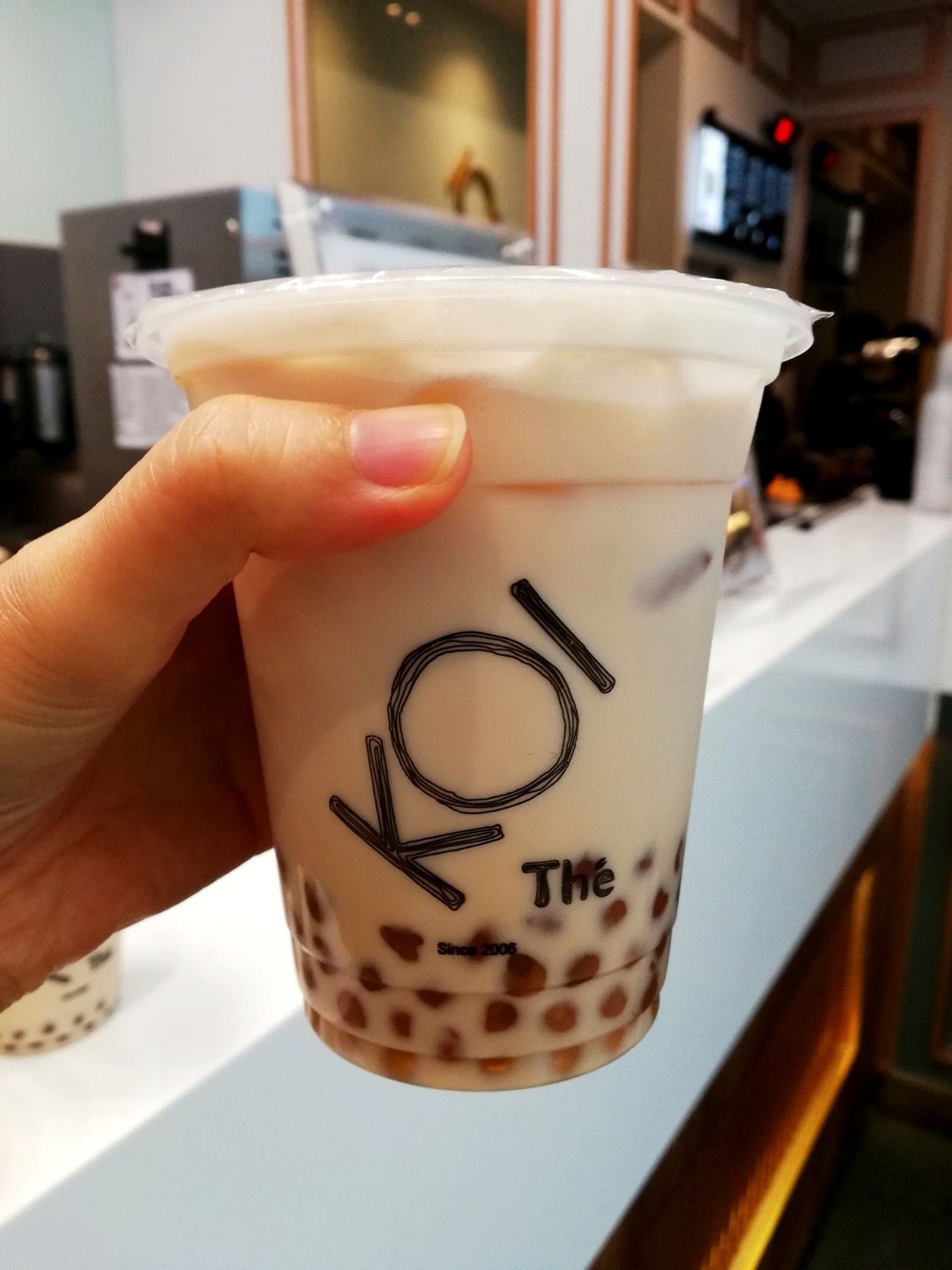 รวม 20 สาขา Koi The กับไข่มุกสีทอง ที่สาวกชานมต้องลองสักครั้ง!