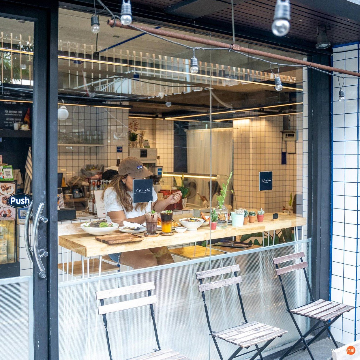 10 ร้านอาหารรัชโยธิน เช้าจรดค่ำฟาดเรียบไม่มีเหลือ!