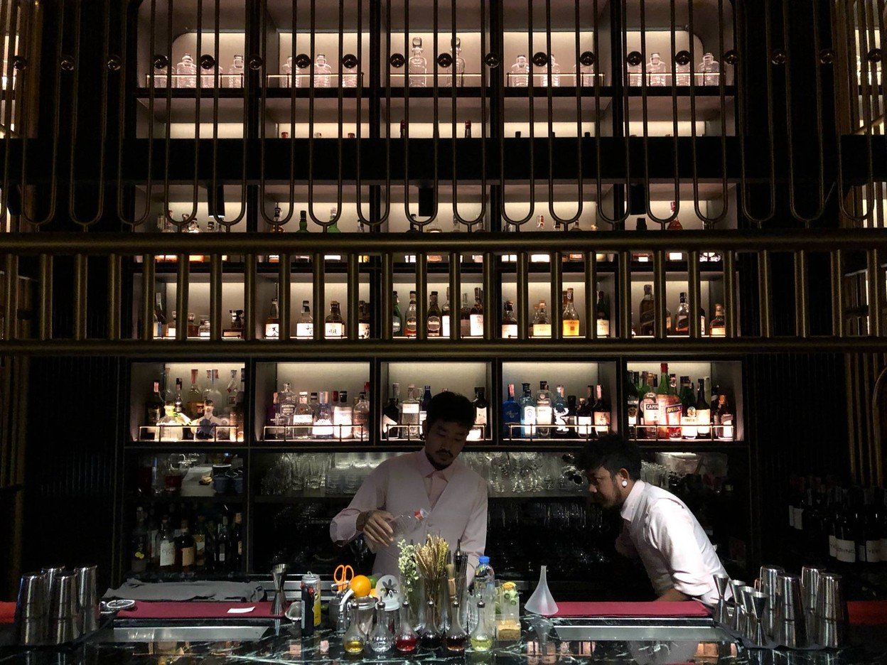 11 Jazz Bar น่าโดน ฟังอิมโพรไวส์กันฉ่ำ ดื่มด่ำดนตรีสุดละมุนตลอดคืน