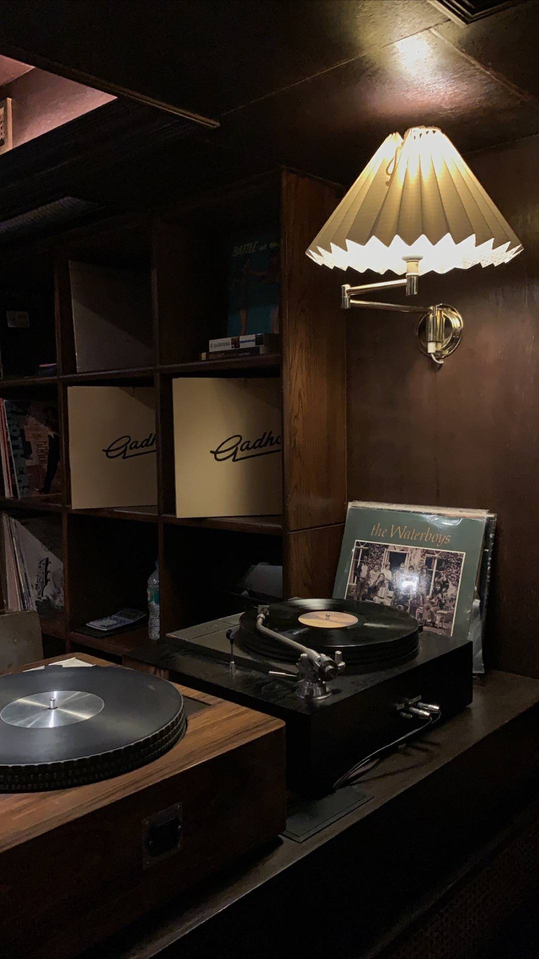 11 Jazz Bar น่าโดน ฟังอิมโพรไวส์กันฉ่ำ ดื่มด่ำดนตรีสุดละมุนตลอดคืน