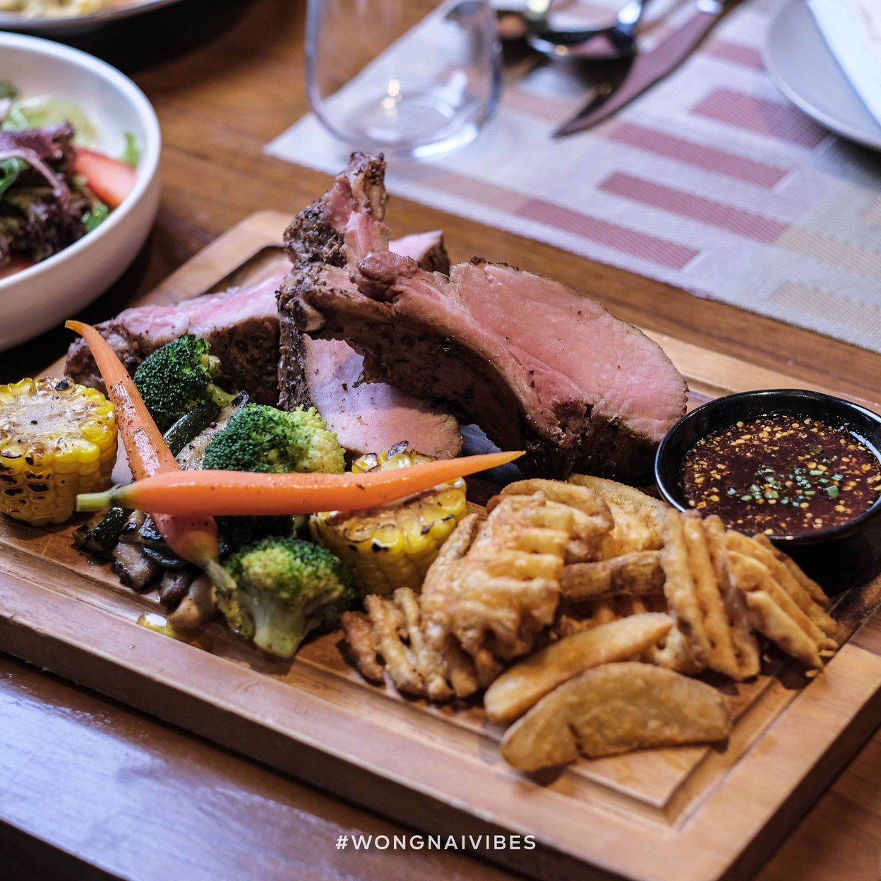 10 Wongnai Users’ Choice Premium Western Food & Cafe in Thai