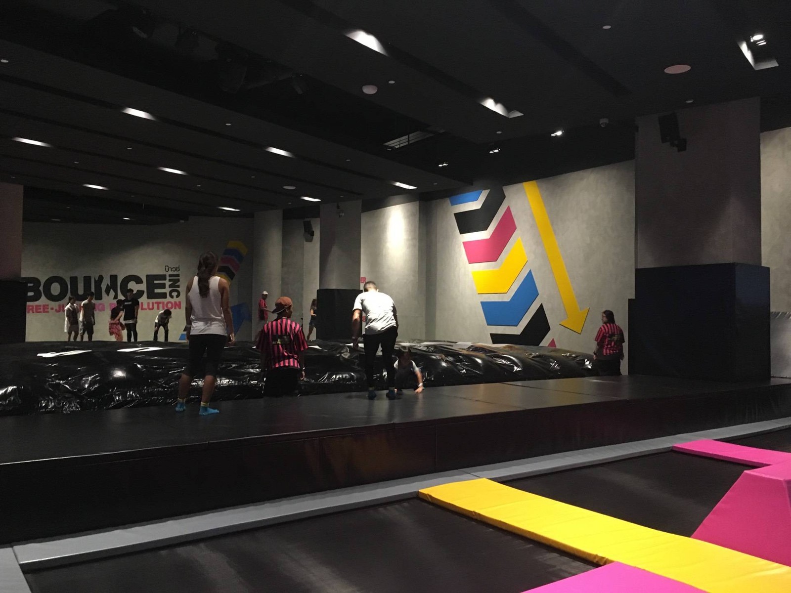 รูป Bounce Thailand The Emquartier