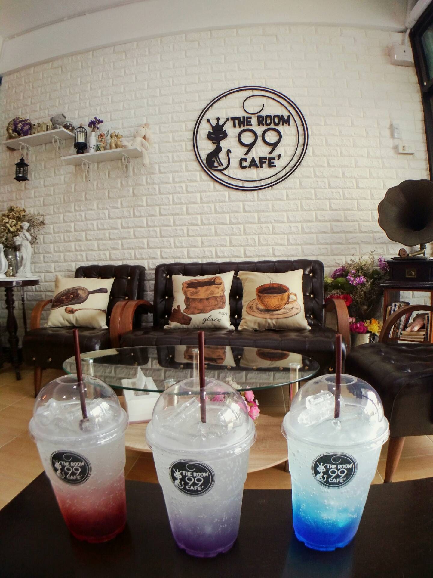 ร้าน The Room 99 Café แก่งคอย | รีวิวร้านอาหาร - Wongnai