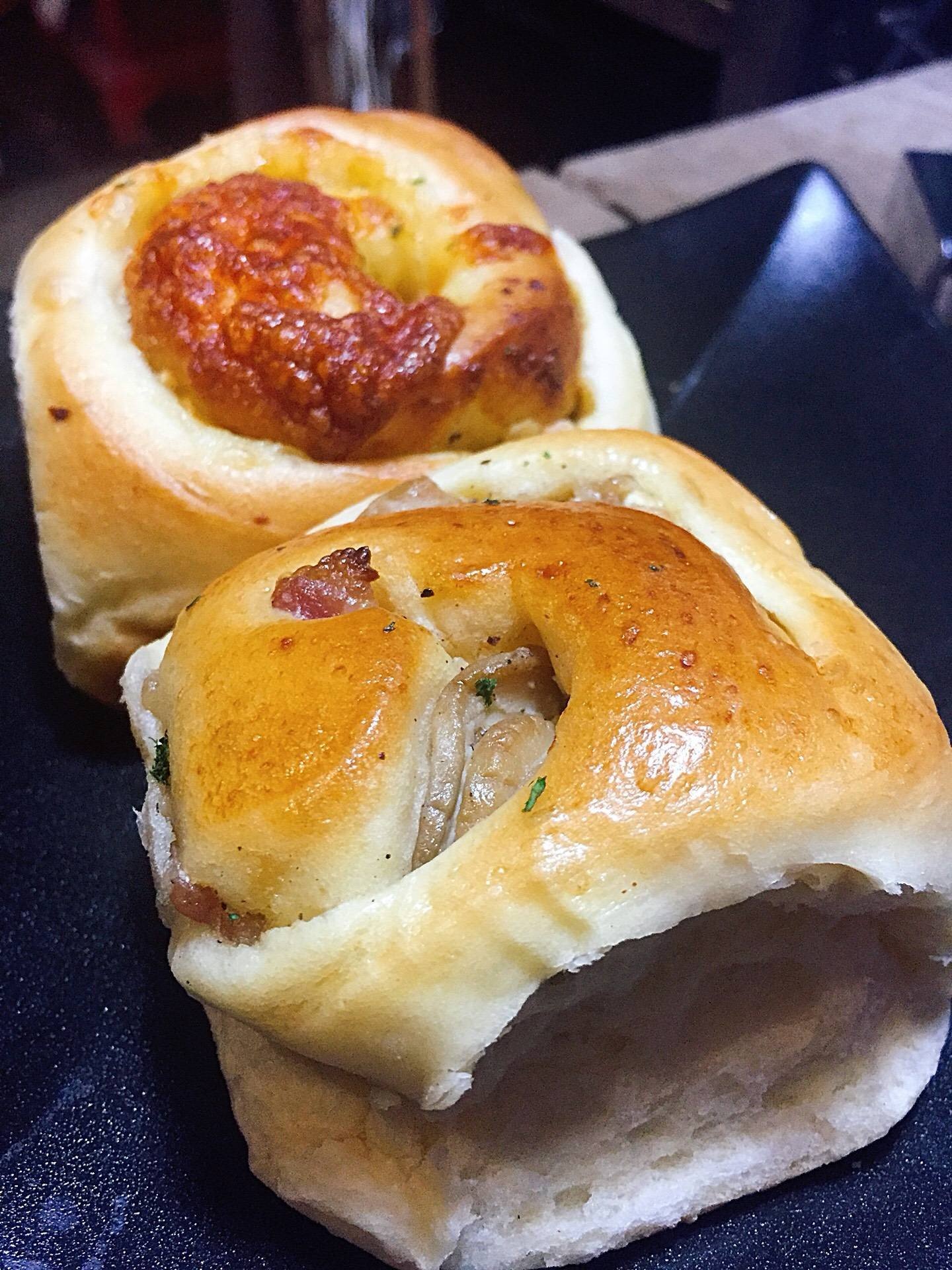 ร้าน Crusty Loaf Bakery | รีวิวร้านอาหาร