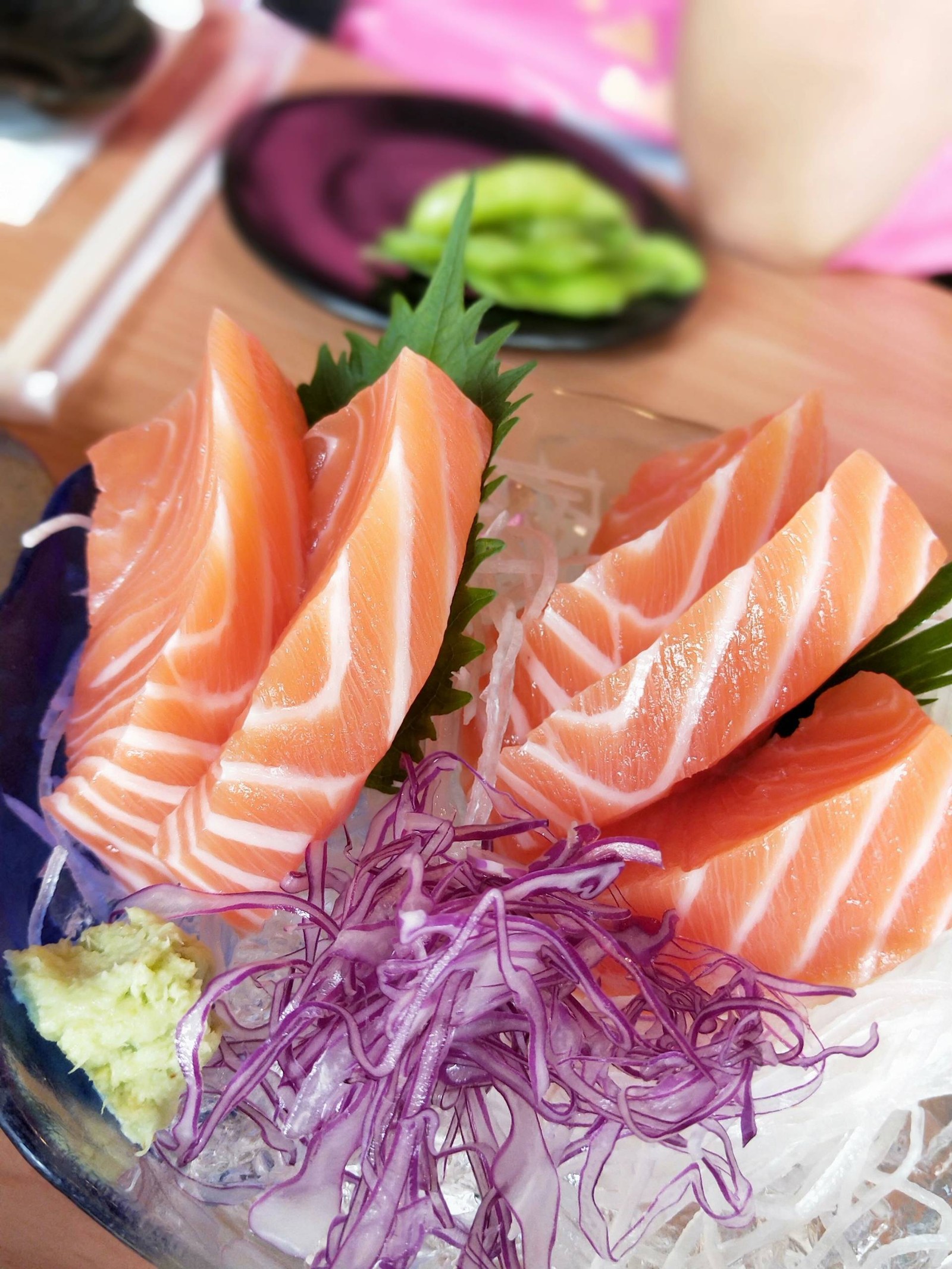 ซาชิมิ แซลมอน ร้าน Sushi Ken Ken รามอินทรา