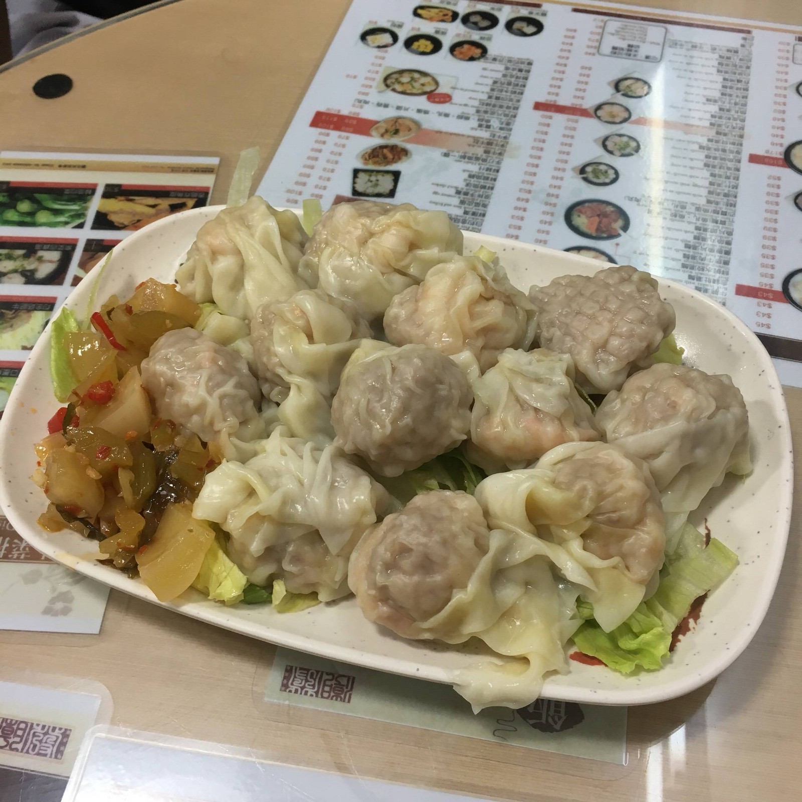 เกี๊ยวกุ้ง ร้าน Chiu Fat