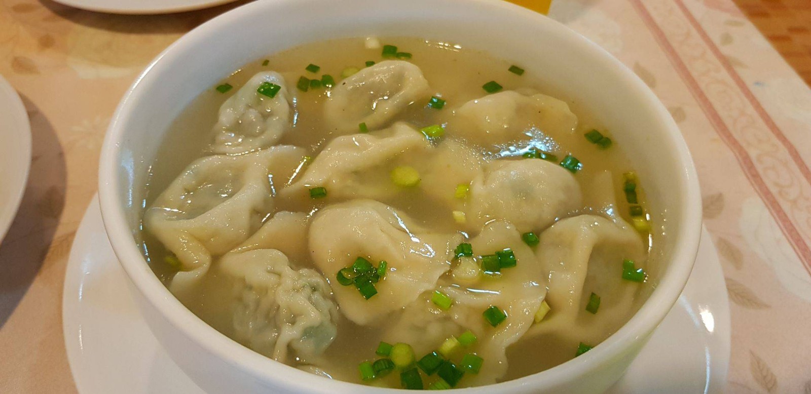 เกี๊ยวน้ำใส้หมู高汤饺 ร้าน ซีหลี่เซียน Qi Li Xiang