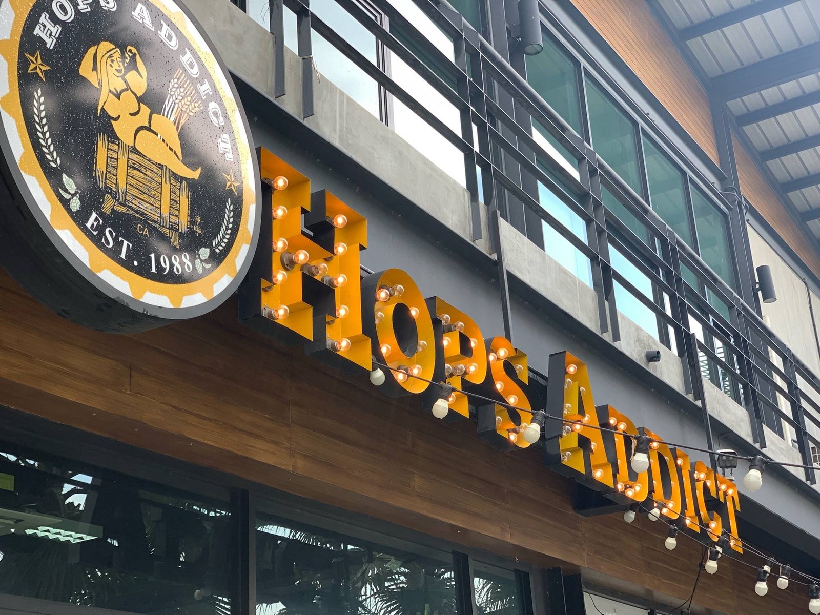 รูป Hops Addict บ่อวิน - Wongnai
