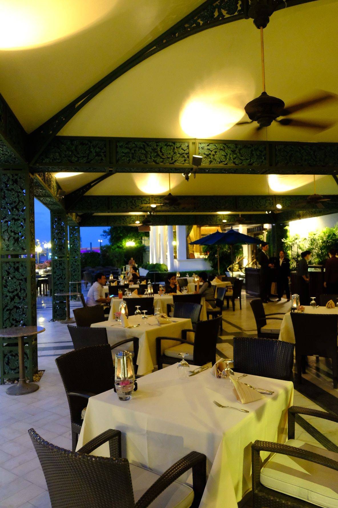 รูป Terrace Rim Naam
