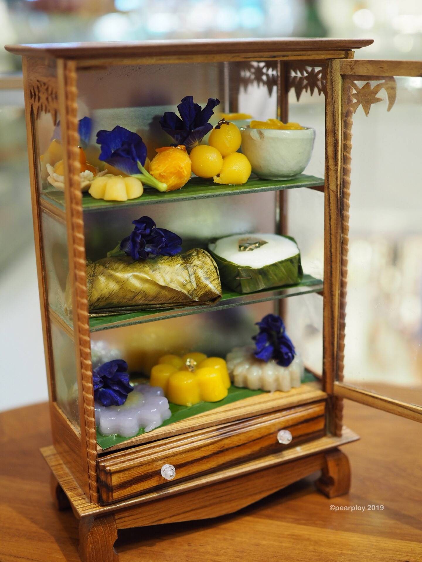 รูป Cher Cheeva ไอคอนสยาม