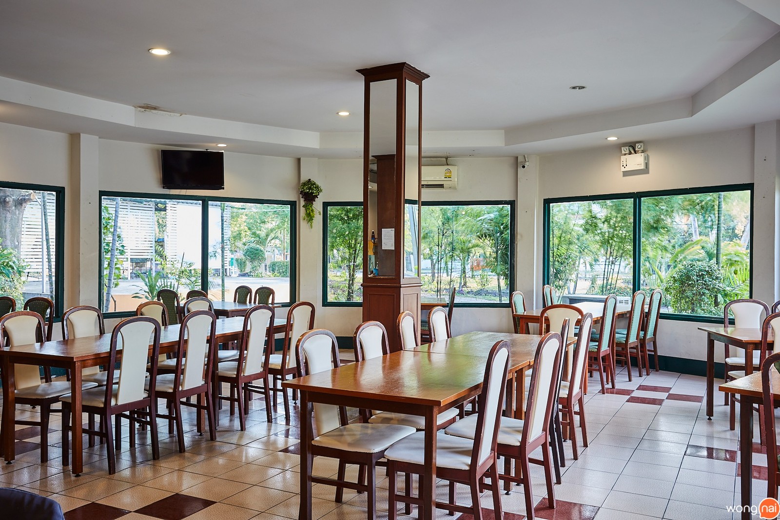 Green Grass อมตะซิตี้ ชลบุรี ร้านอาหารไทยประยุกต์