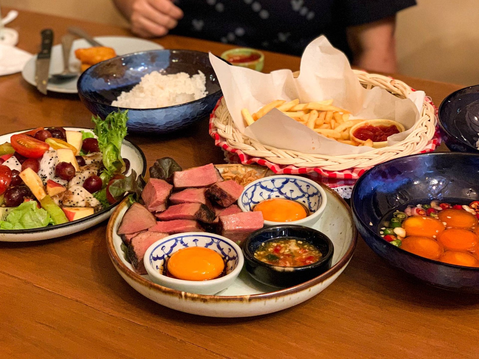 ลิ้นวัวย่าง • The best of Mahasan: ฉันได้มีโอกาสมาทานอาหารที่ร้านมหาสาร ...