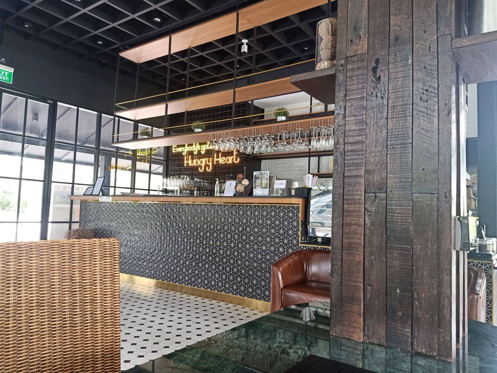 รูป Café Terrace At Greenhills Si Racha ปิ่น 3 - Wongnai