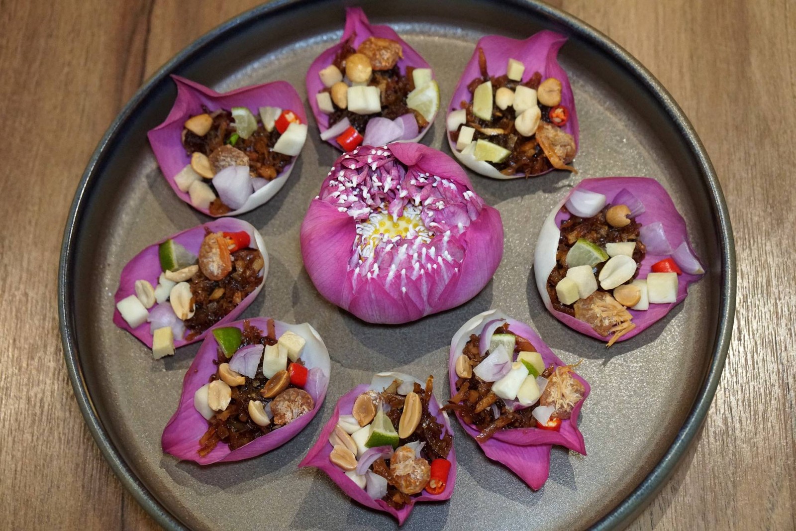 รูป The Local by Oam Thong Thai Cuisine