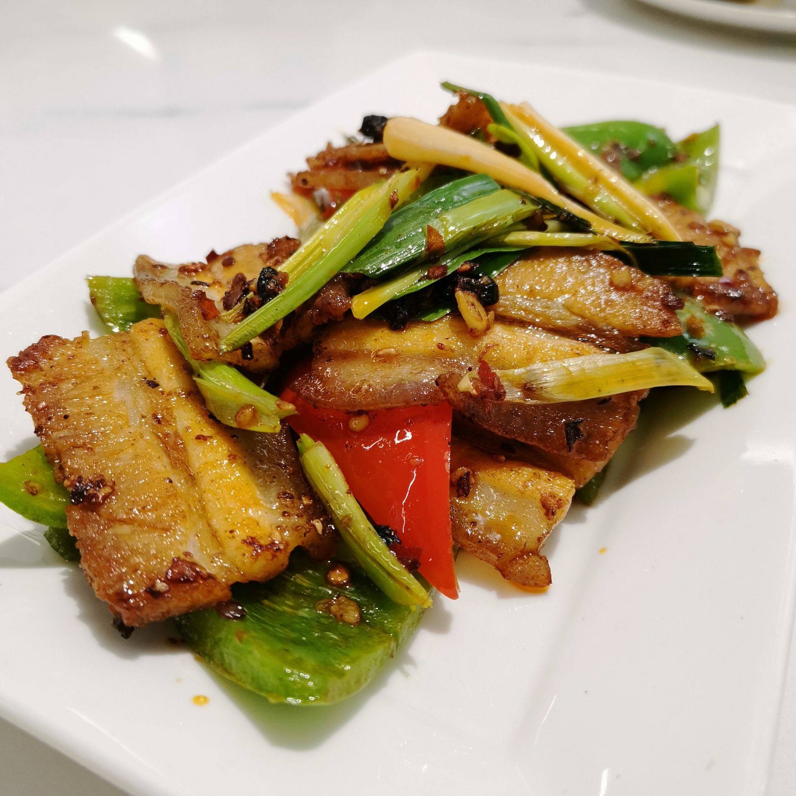 สามชั้นผัดซอสเสฉวน ร้าน LT Fish Restaurant CentralwOrld