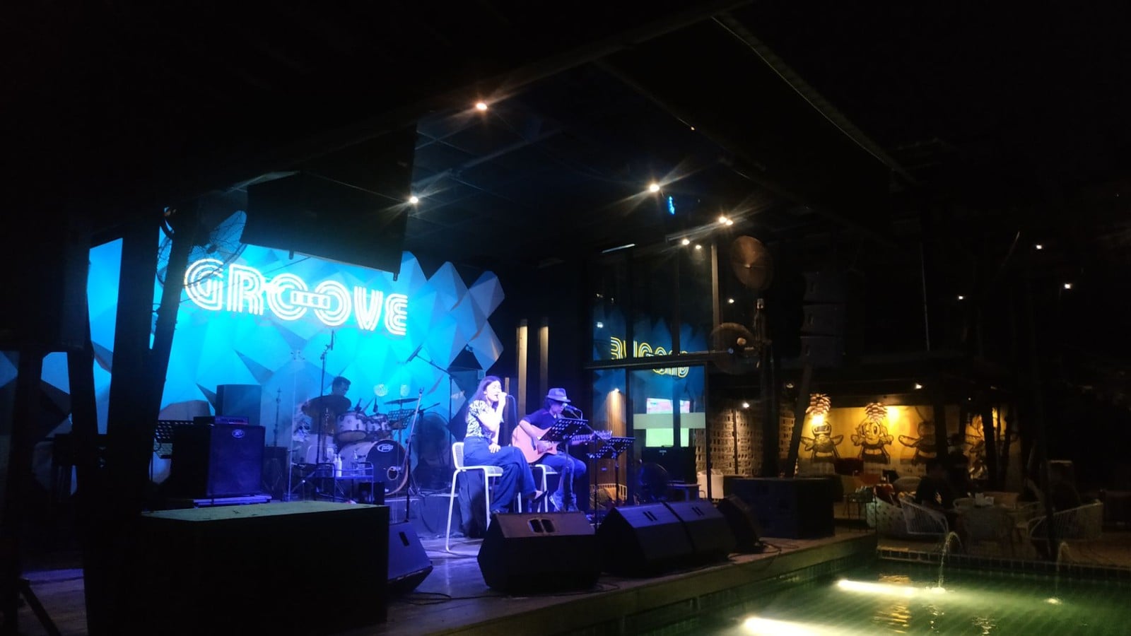 รูป Bee Groove