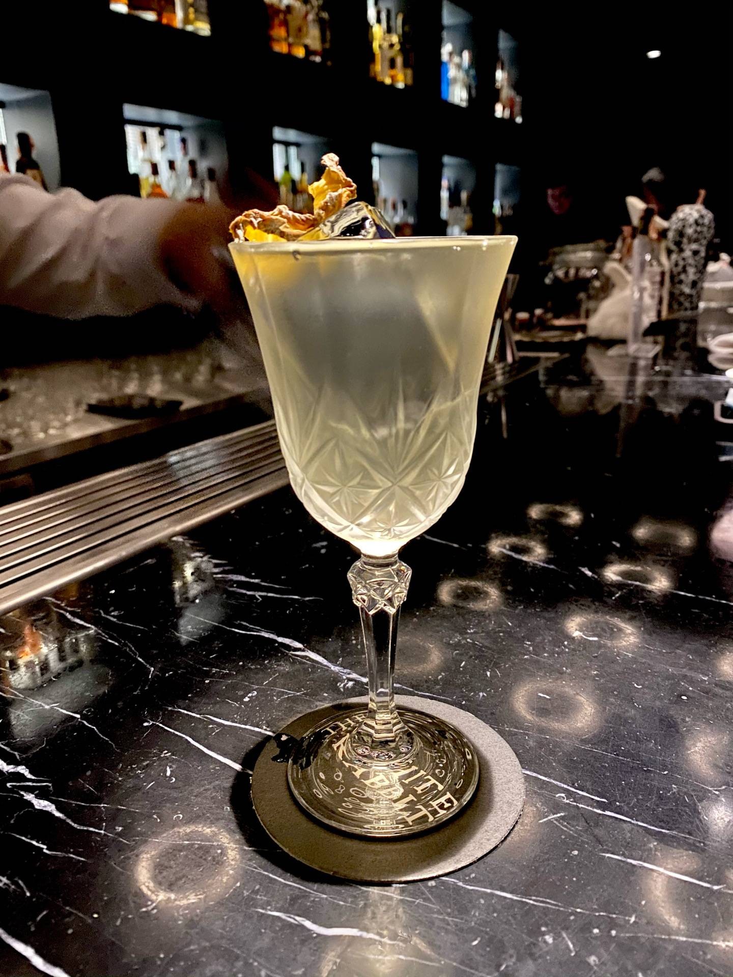 Make Me Invisible ร้าน The White Rabbit Speakeasy Cocktail Bar - Wongnai