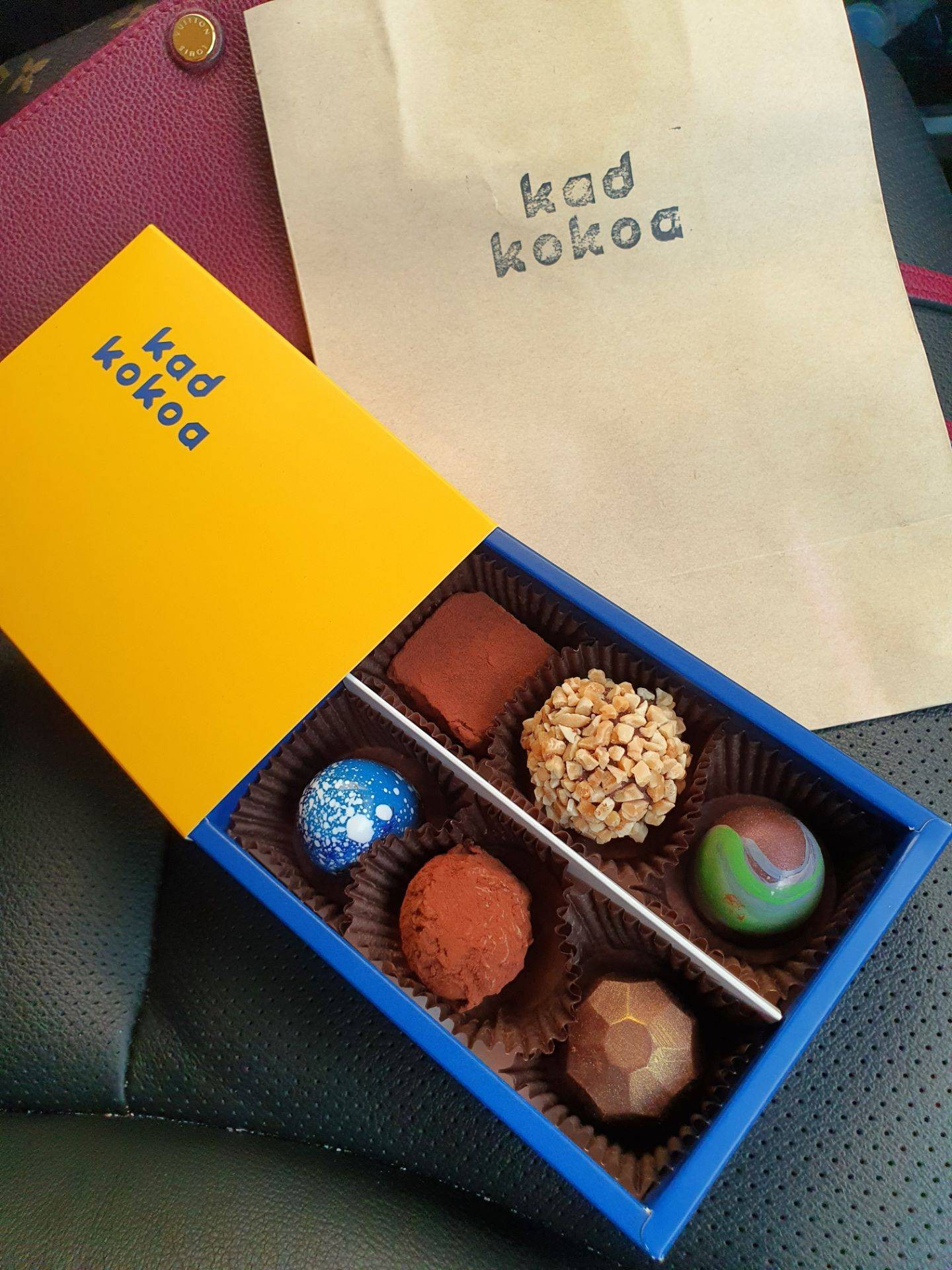 chocolate bon bon ร้าน Kad Kokoa Sathorn Shop