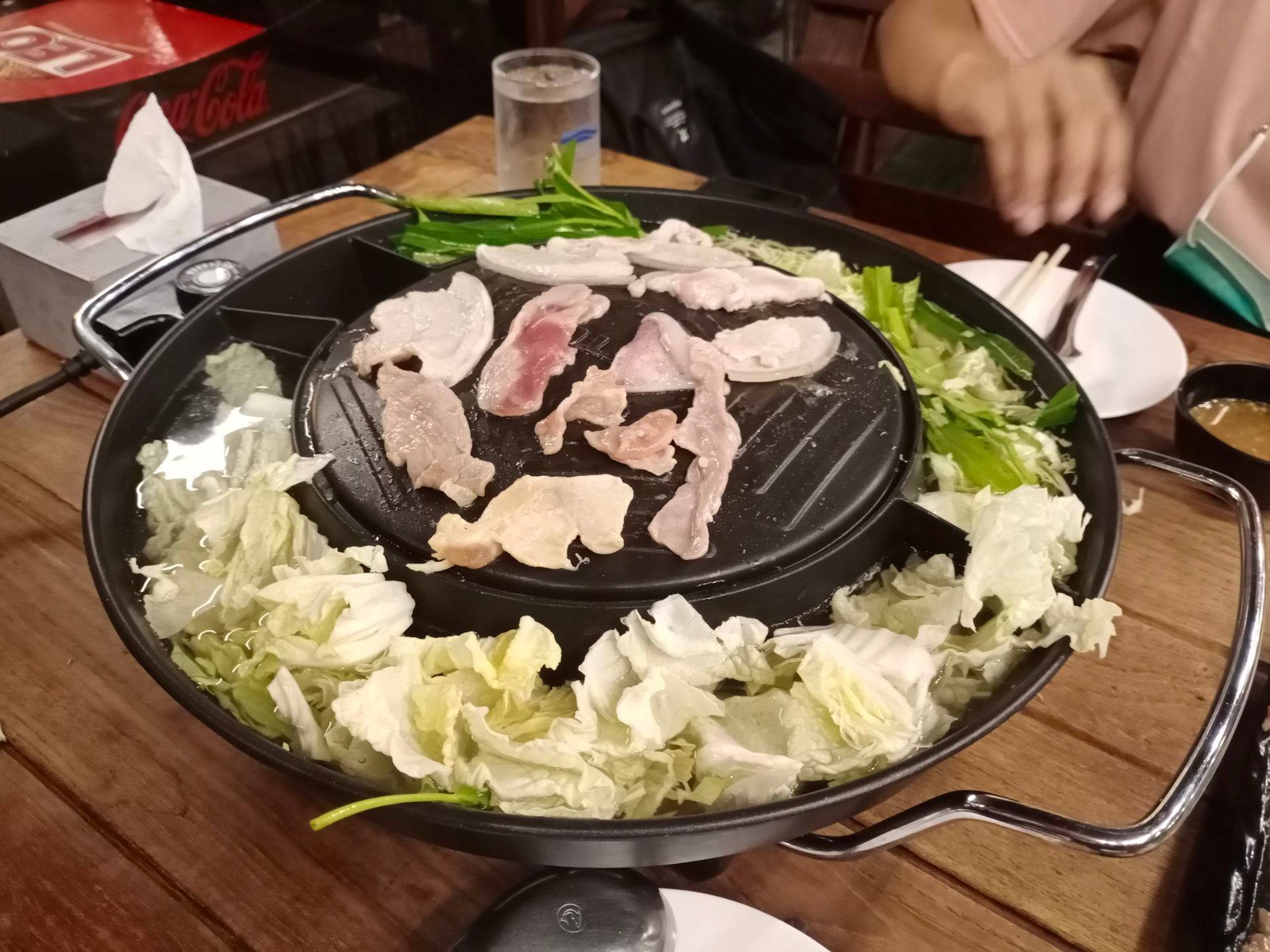 รูป จอมพล หมูกระทะ