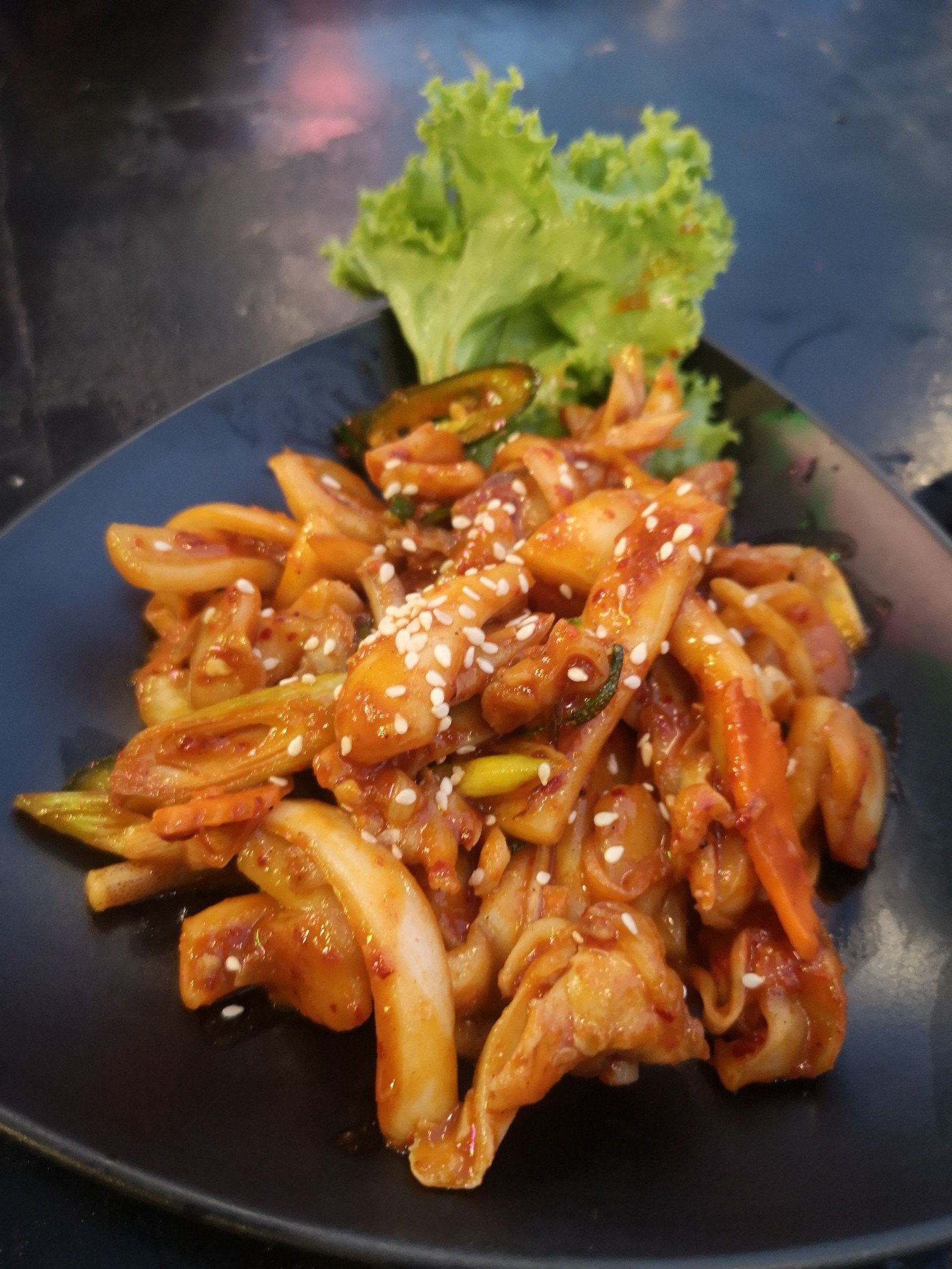 หมึกผัดโคชูจัง ร้าน SOMAEK Korean Bar 소맥 พญาไท - Wongnai