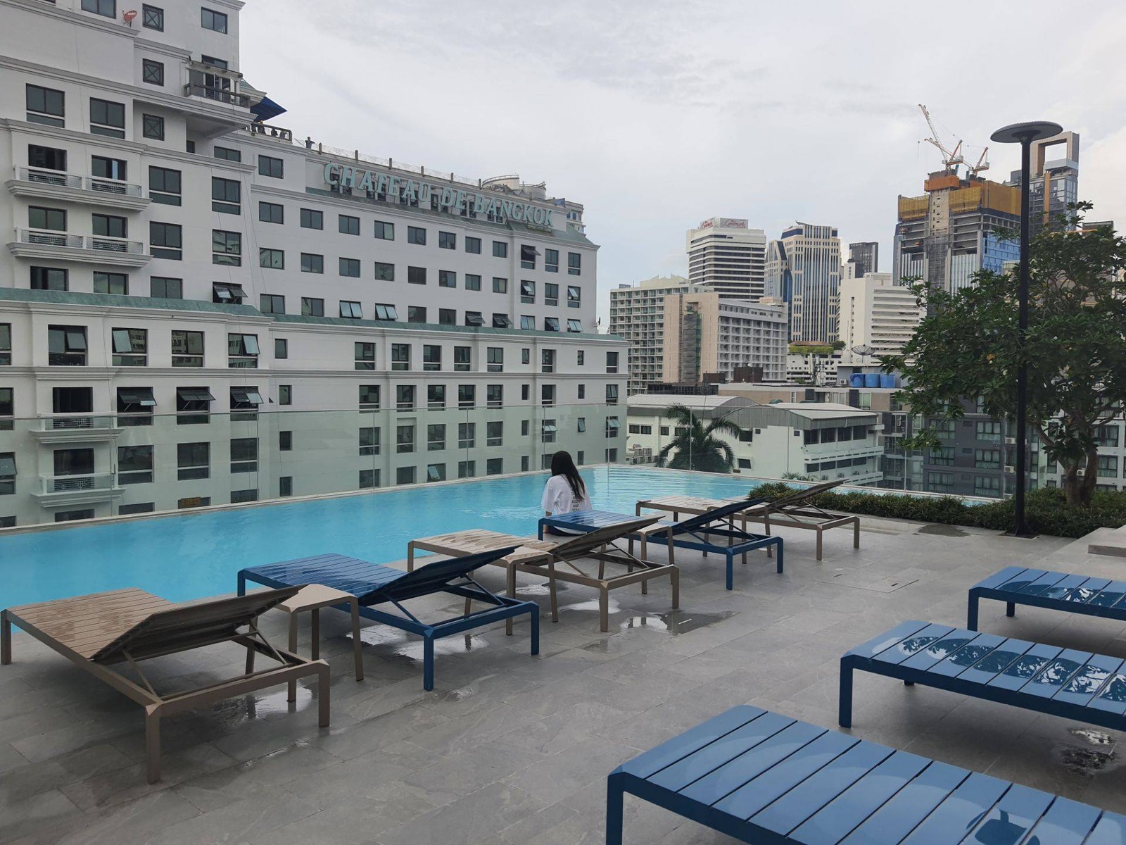 รูป The Quarter Ploenchit By Uhg - Wongnai