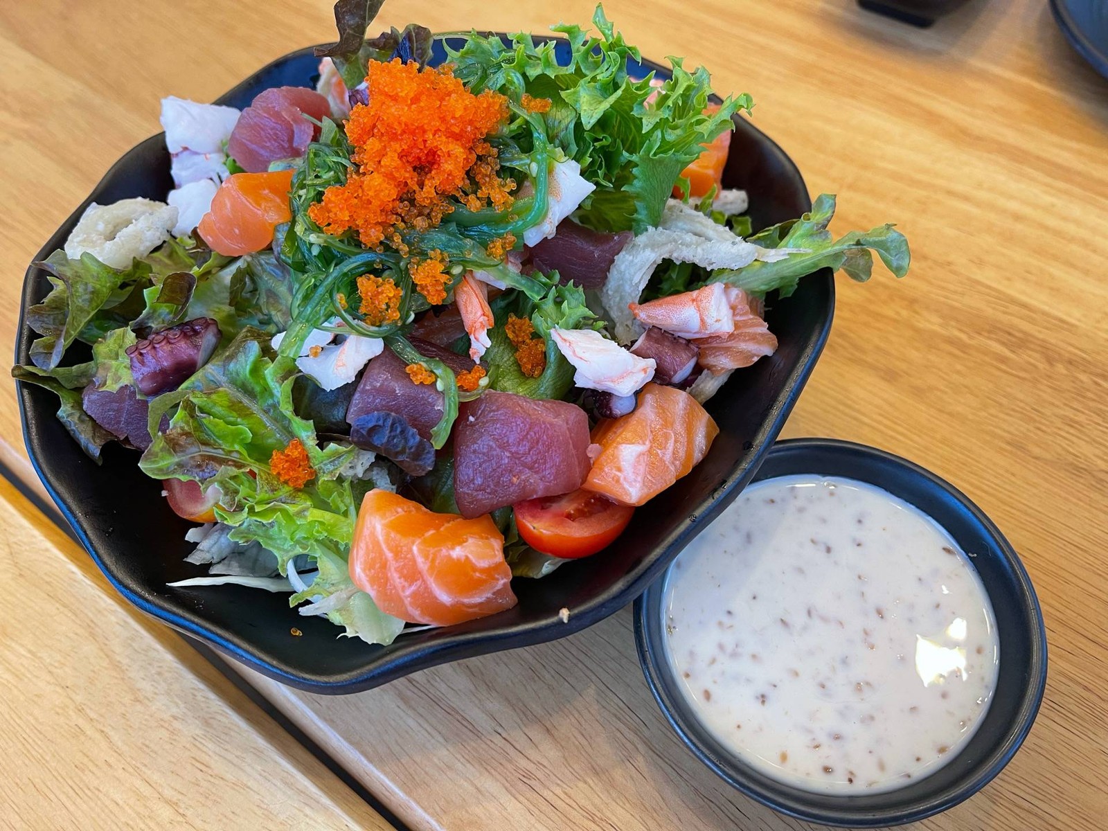 นิกิวาอิ สลัด ร้าน TIKISHI SUSHI สุขสวัสดิ์ สุขสวัสดิ์ - ราษฎร์บูรณะ ...