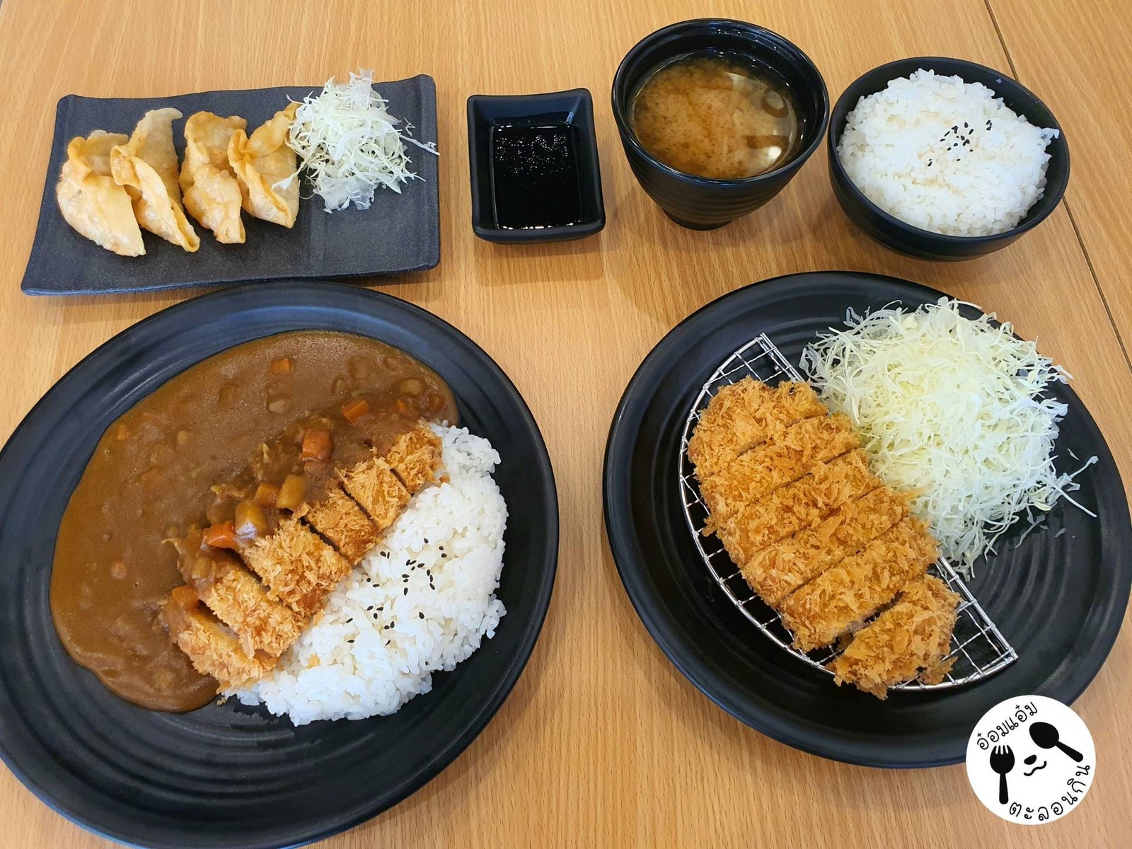 รูป katsu katsu ข้าวหมูทอดทงคัตสึ กรอบนอกนุ่มในตำรับโอซาก้า ตลาดพลู