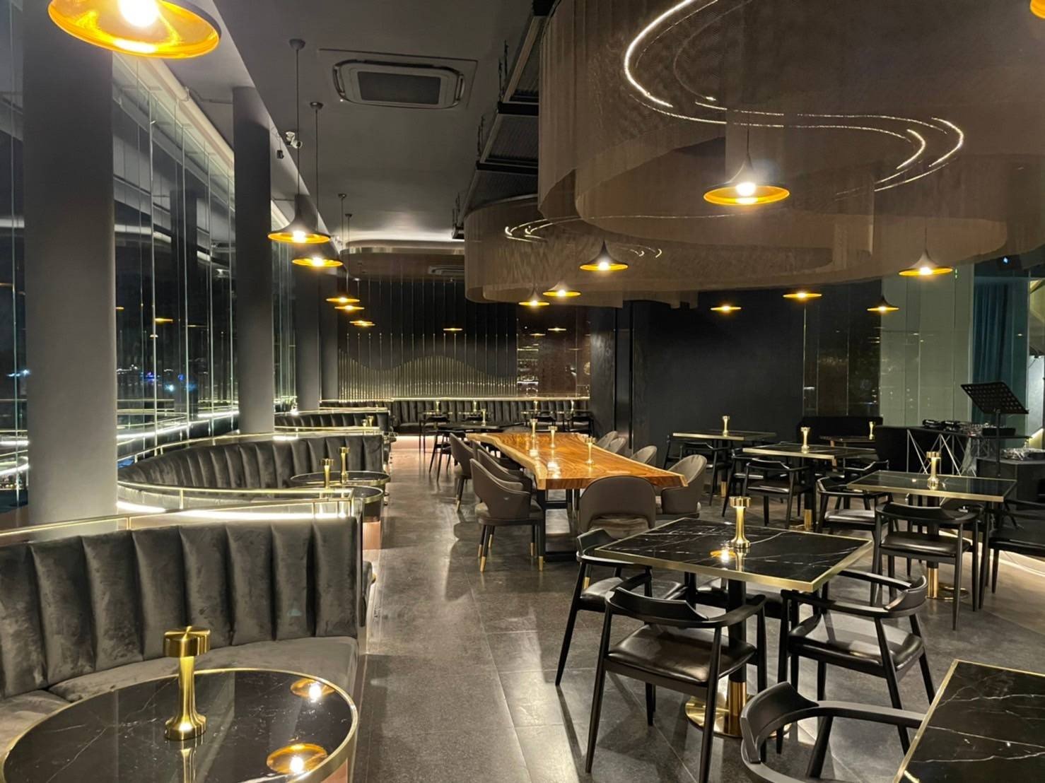 รูป Osca & Blanco Bar and Restaurant