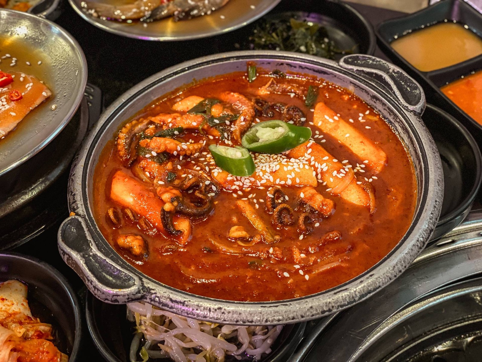 รูป Hongdae BBQ Buffet Siam Square One - Wongnai