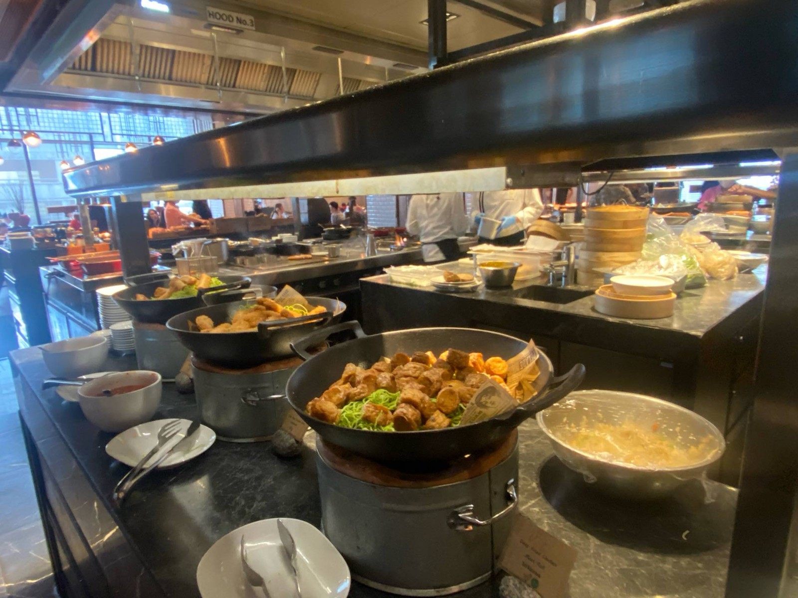 รูป Praya Kitchen Bangkok Marriott Hotel สุรวงศ์ - Wongnai