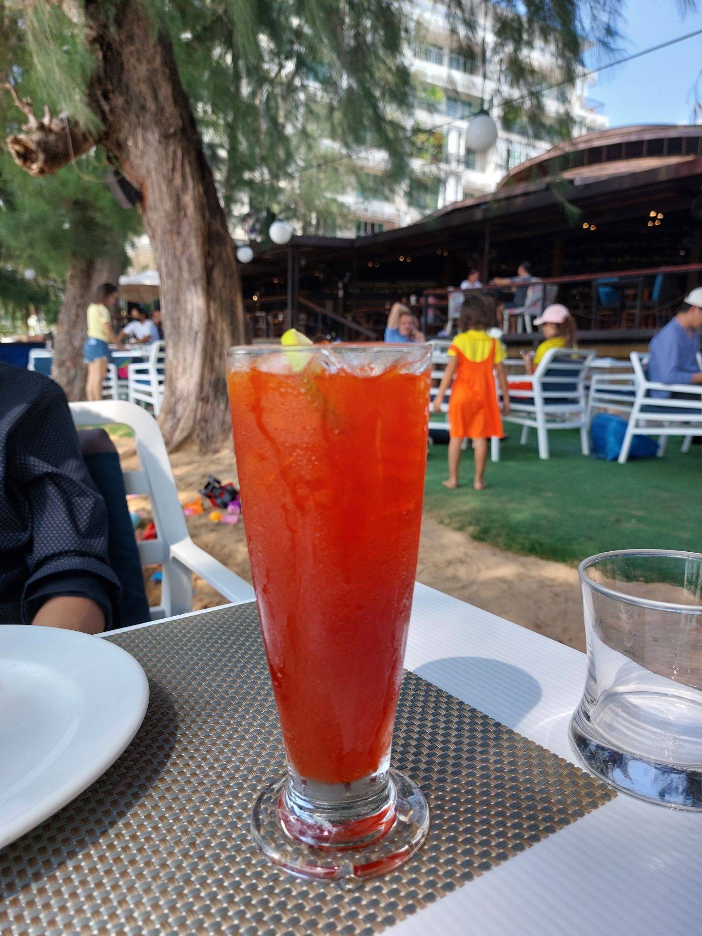 รูป Bacco Beach Restaurant & Wine Bar พัทยา