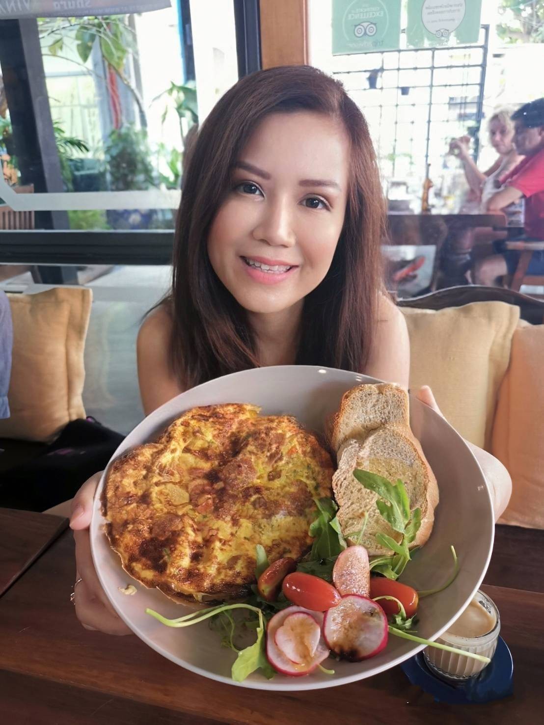 รูป Tree Tales Cafe พัทยา นาเกลือ