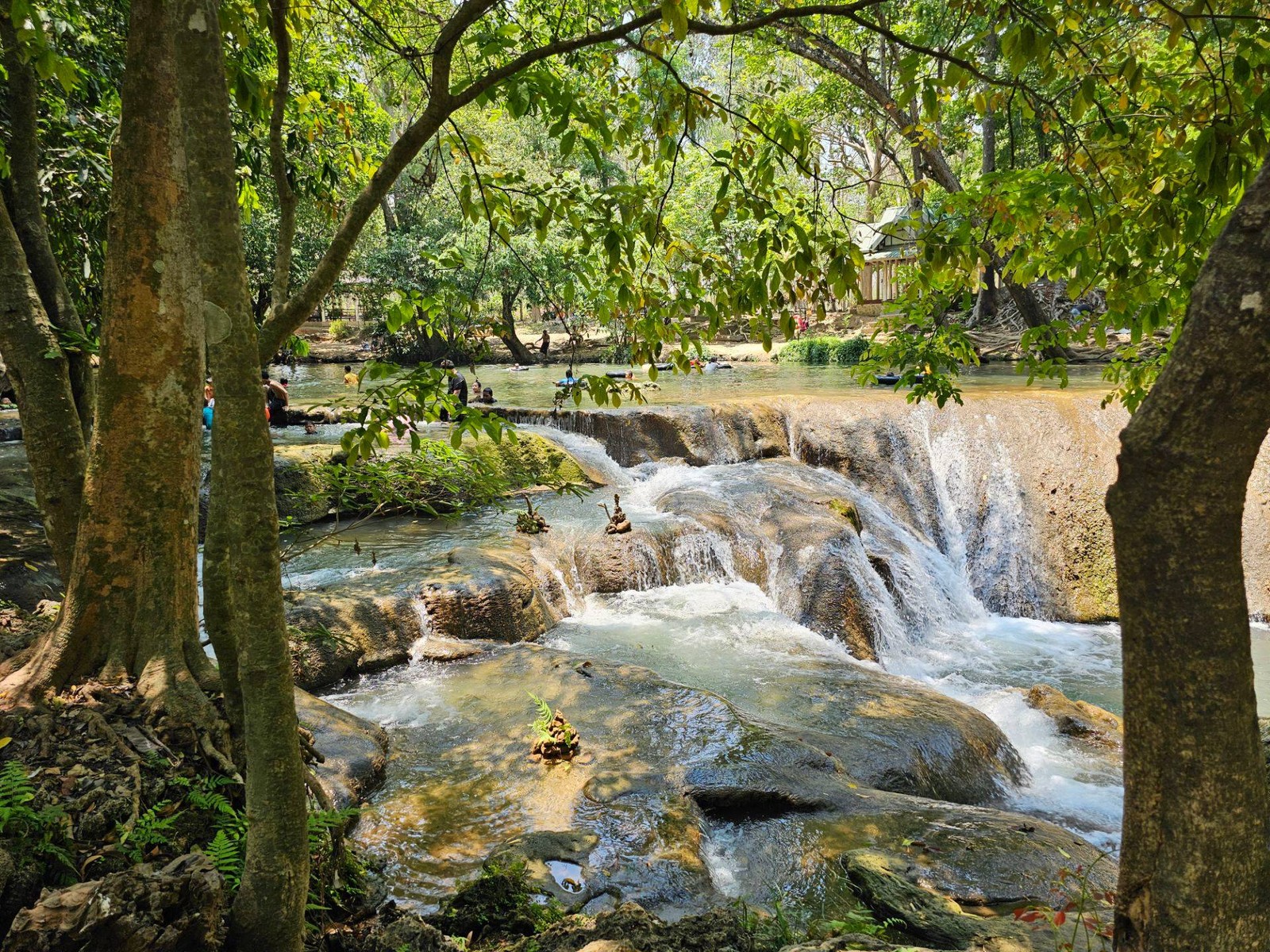 รูป น้ำตกมวกเหล็ก