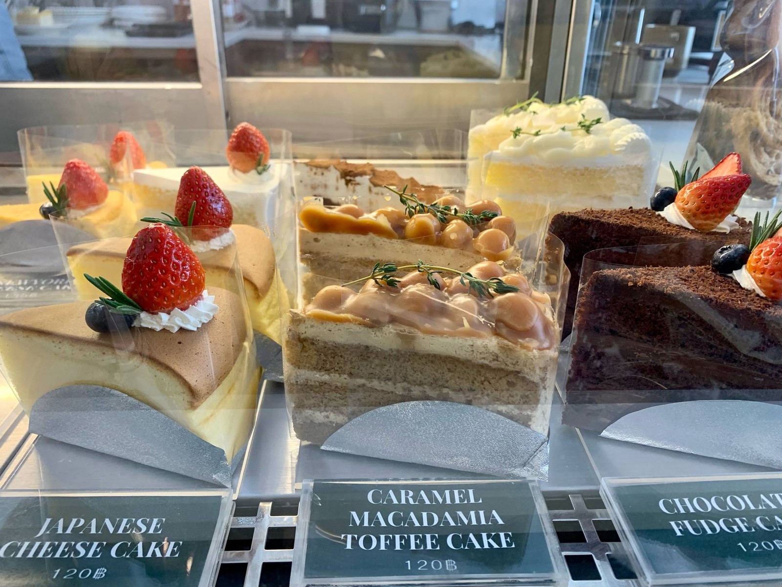 รูป Uncle Bake coffee pastry & viennoiserie