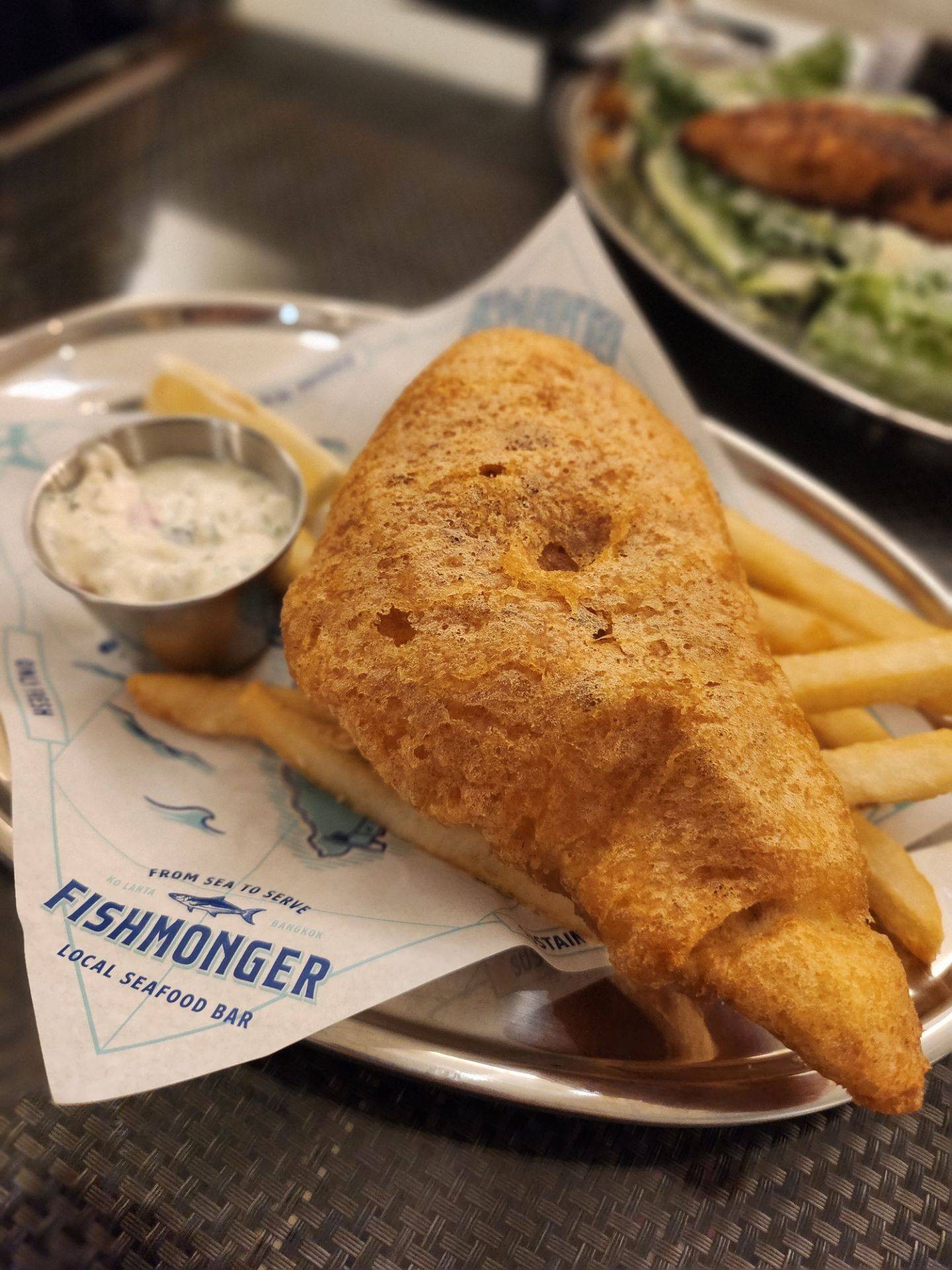 รูป Fishmonger Ari