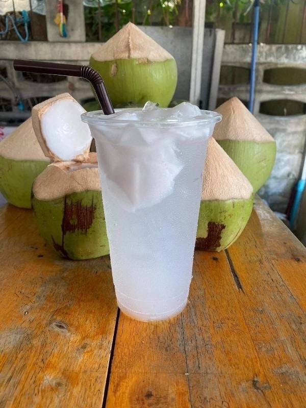 รูป มะพร้าวปั่นนมสด CocoQueen