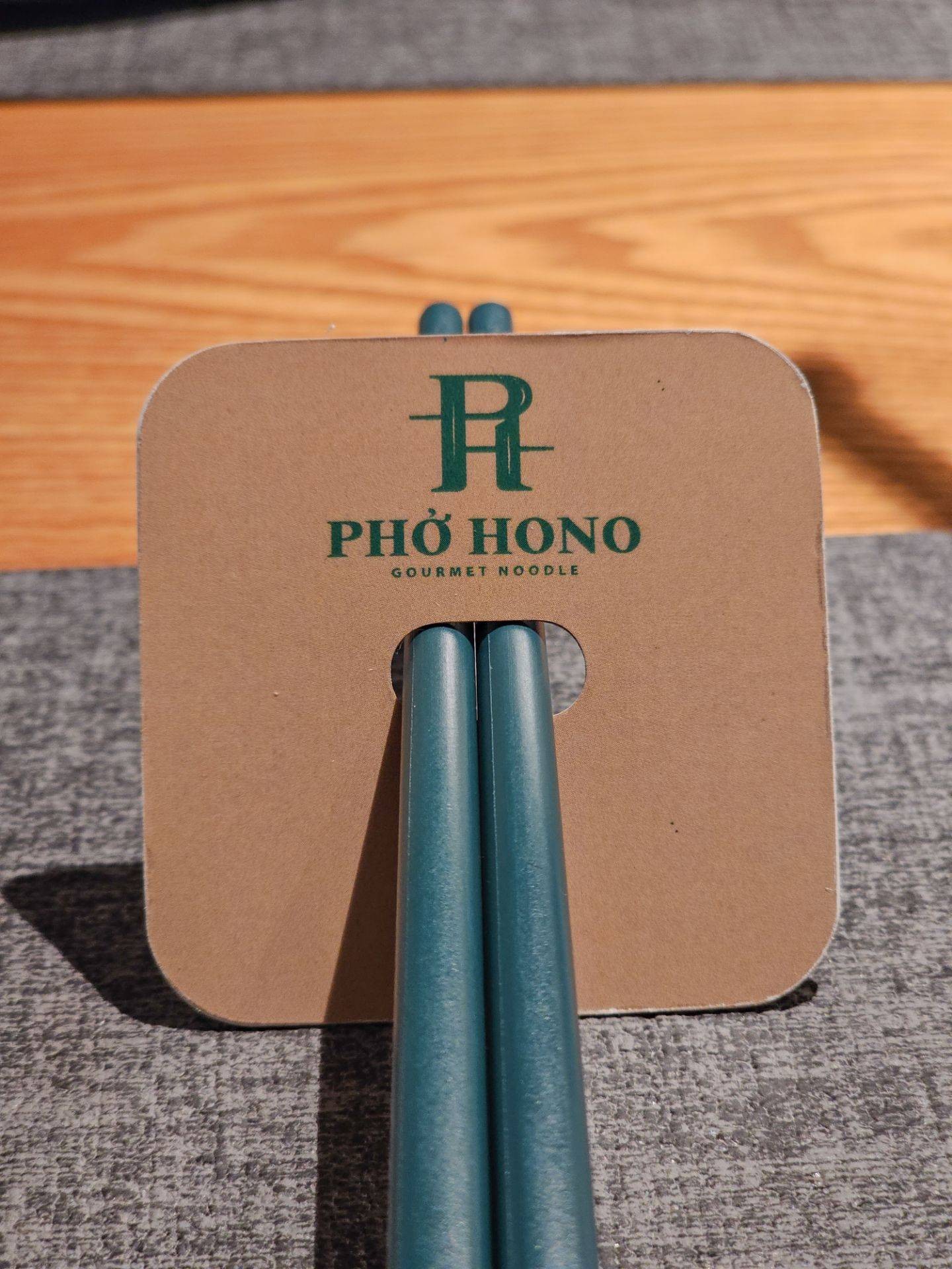 รูป เฝอ โฮโน Pho Hono คริสตัลปาร์ค เรียบด่วนเอกมัย-รามอินทรา