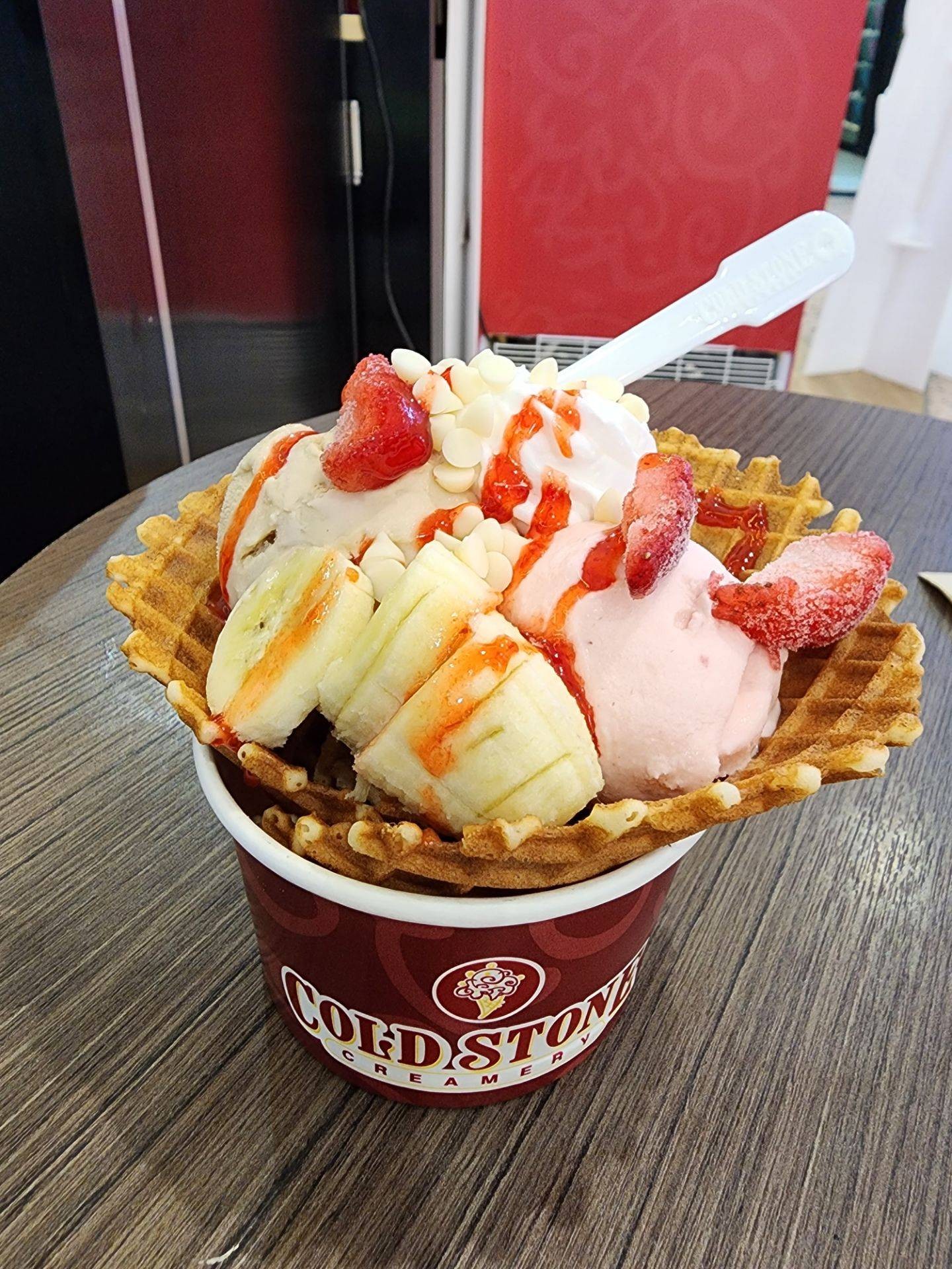 Cold Stone Strawberry Sundae • 99 บาท ร้าน Cold Stone Creamery เซ็นทรัล ...