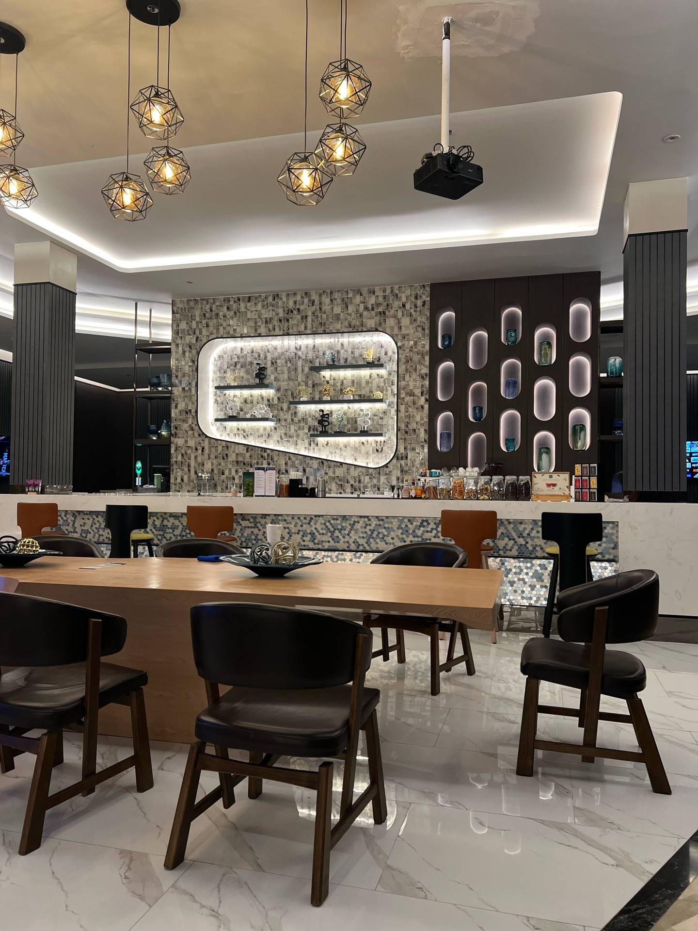 รูป After 8 Bar & Lounge Novotel Rayong Star Convention Centre