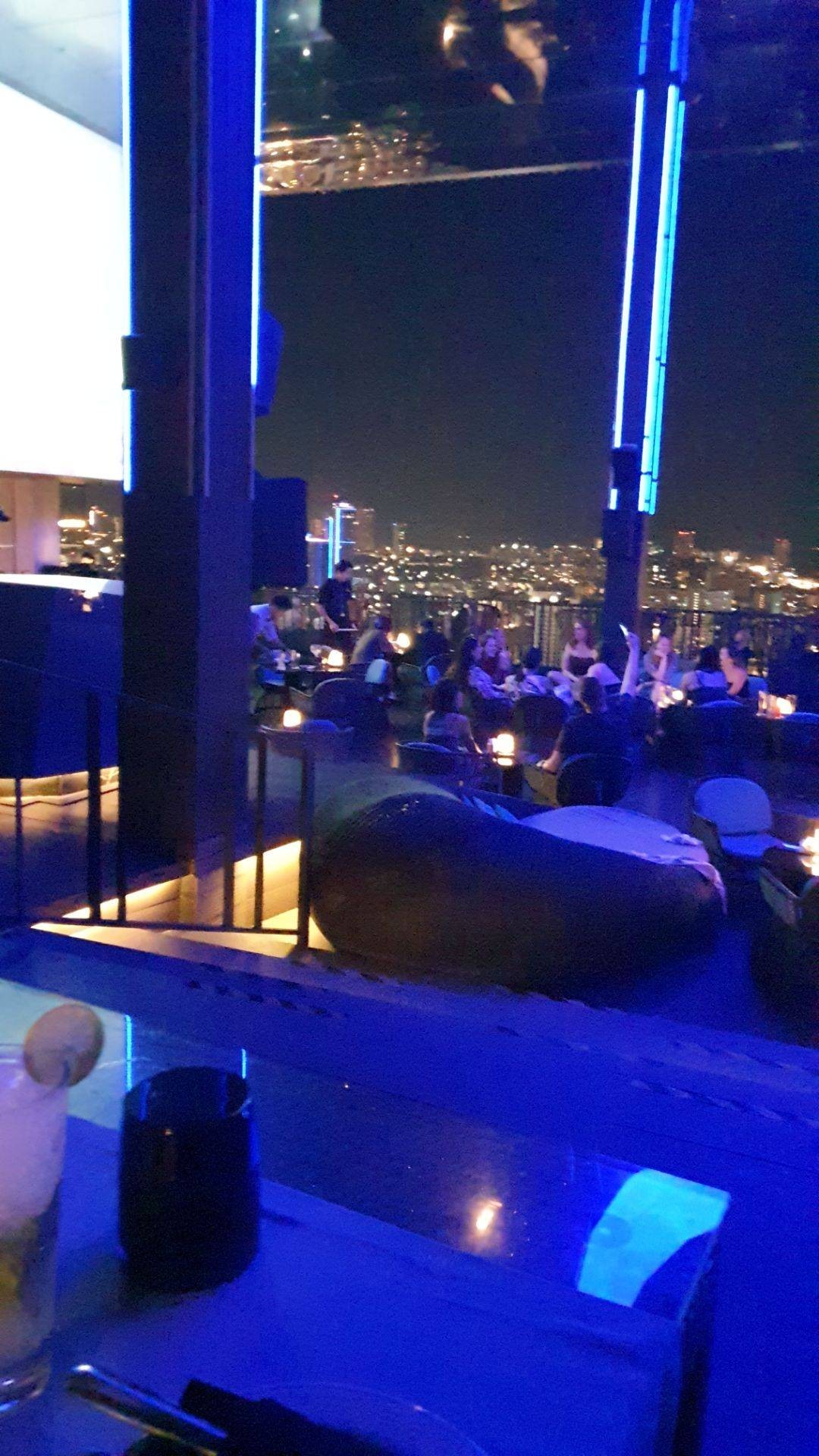 รูป Horizon Rooftop Restaurant & Bar, Hilton Pattaya