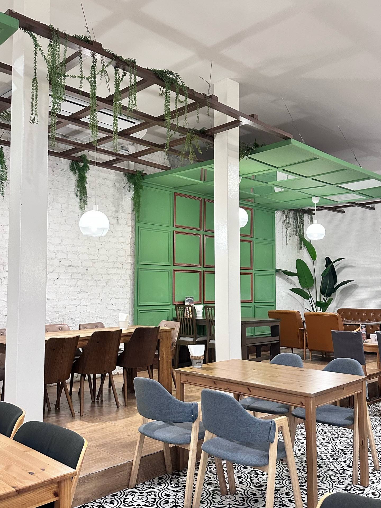 รูป Gimmick Cafe & Restaurant gimmickcaferestaurant gimmickcaferestaurant