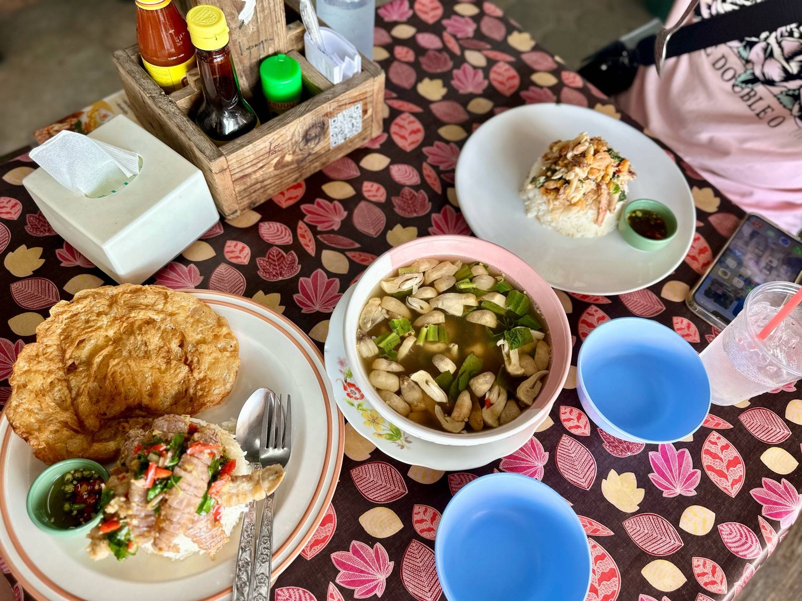 รูป แก้วกะเพราปู x DND CAFE