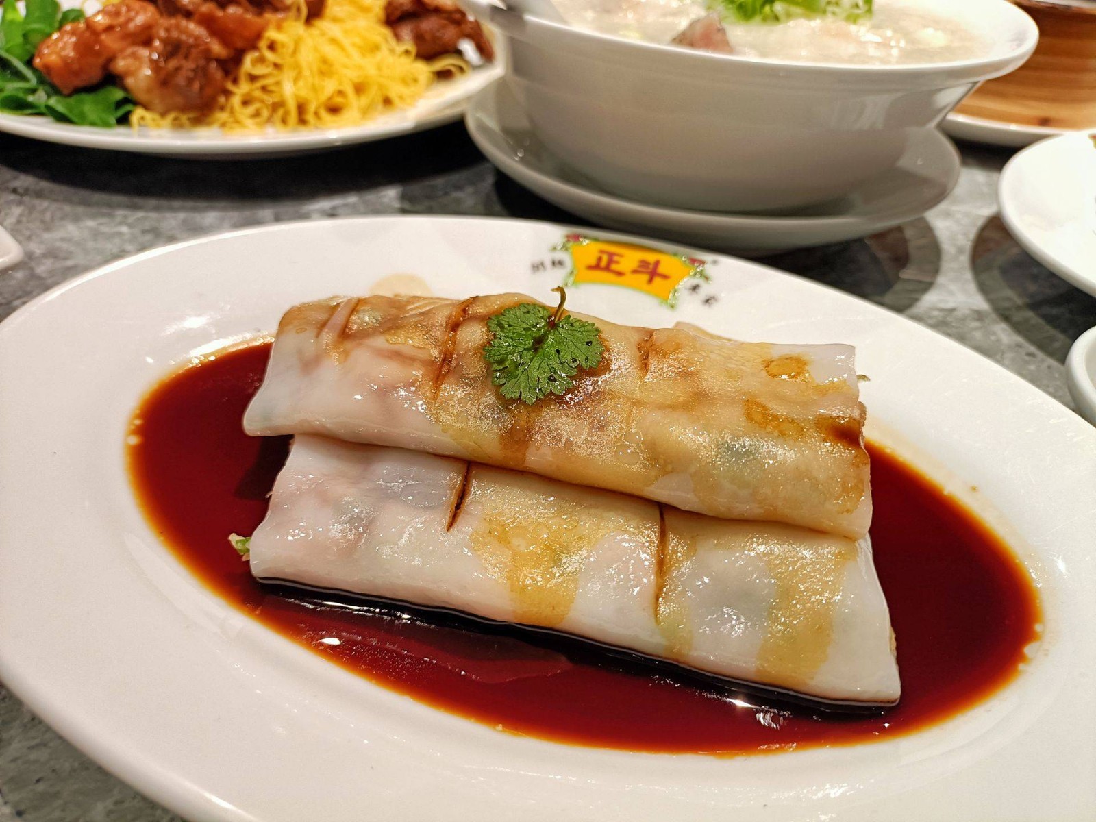 ก๋วยเตี๋ยวหลอดหมูแดง ร้าน Tasty Congee & Noodle Wantun Shop สยามพารากอน