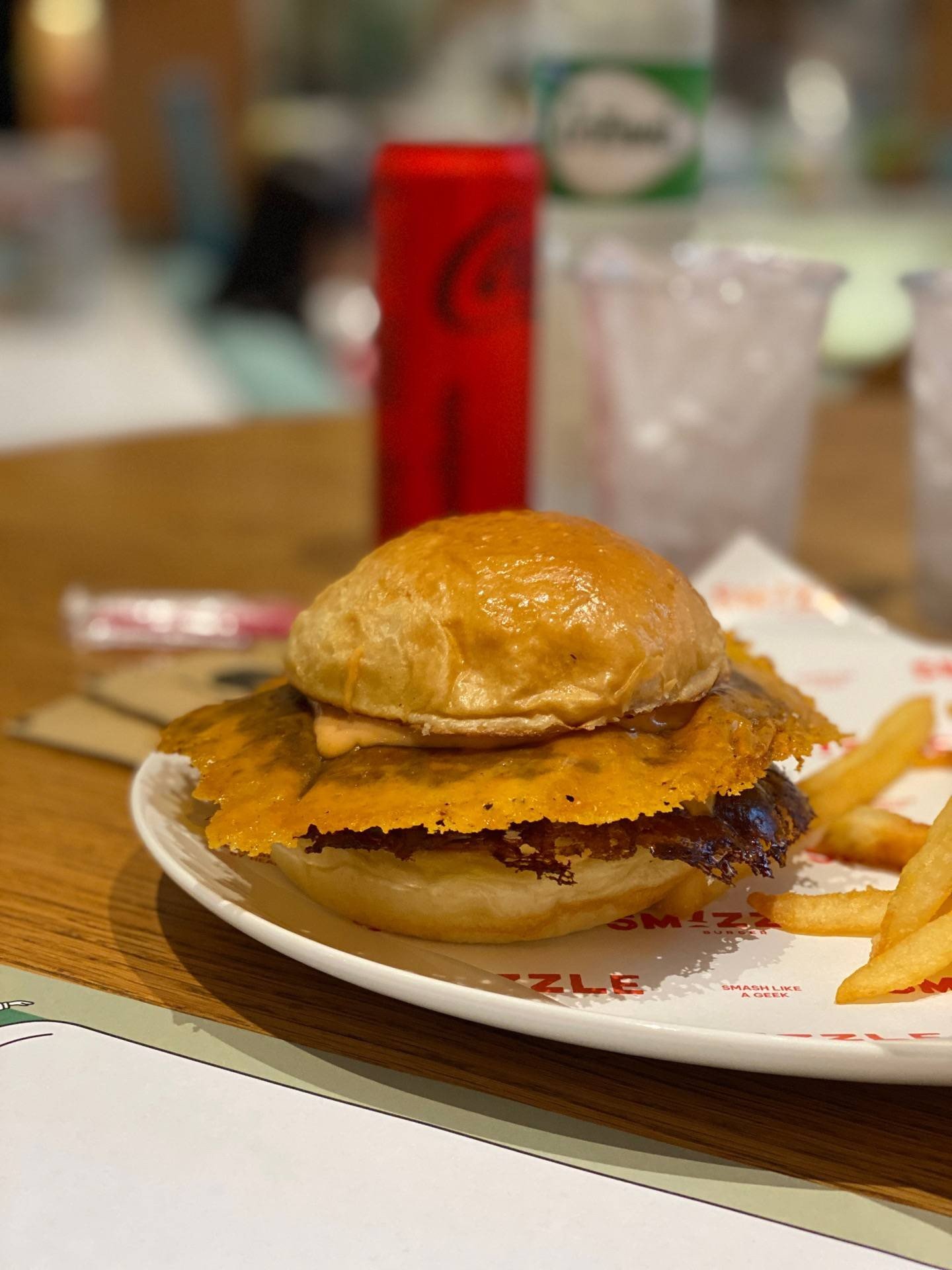 รูป Smizzle Burger Central Embassy