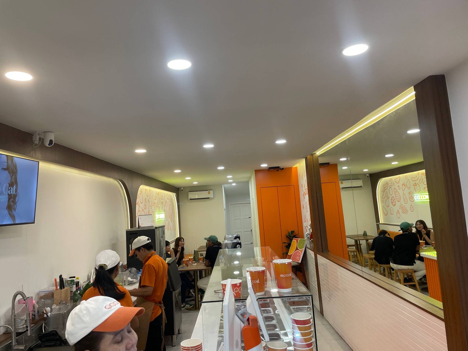 รูป Mooood Fresh Bar (มู้ดเฟรชบาร์) บรรทัดทอง