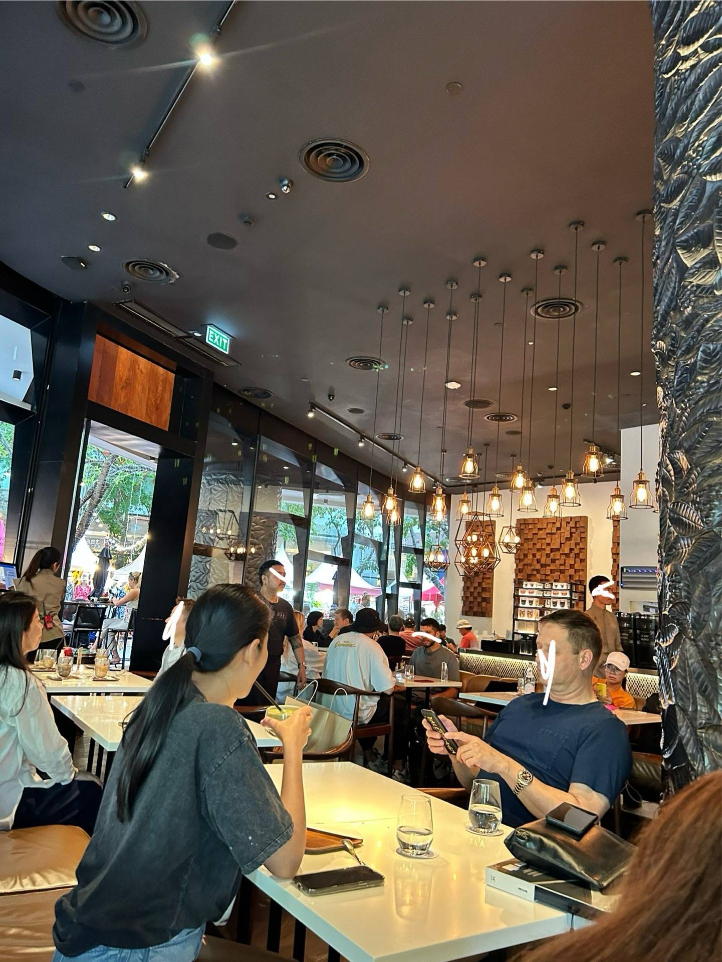 รูป D'ARK Emquartier