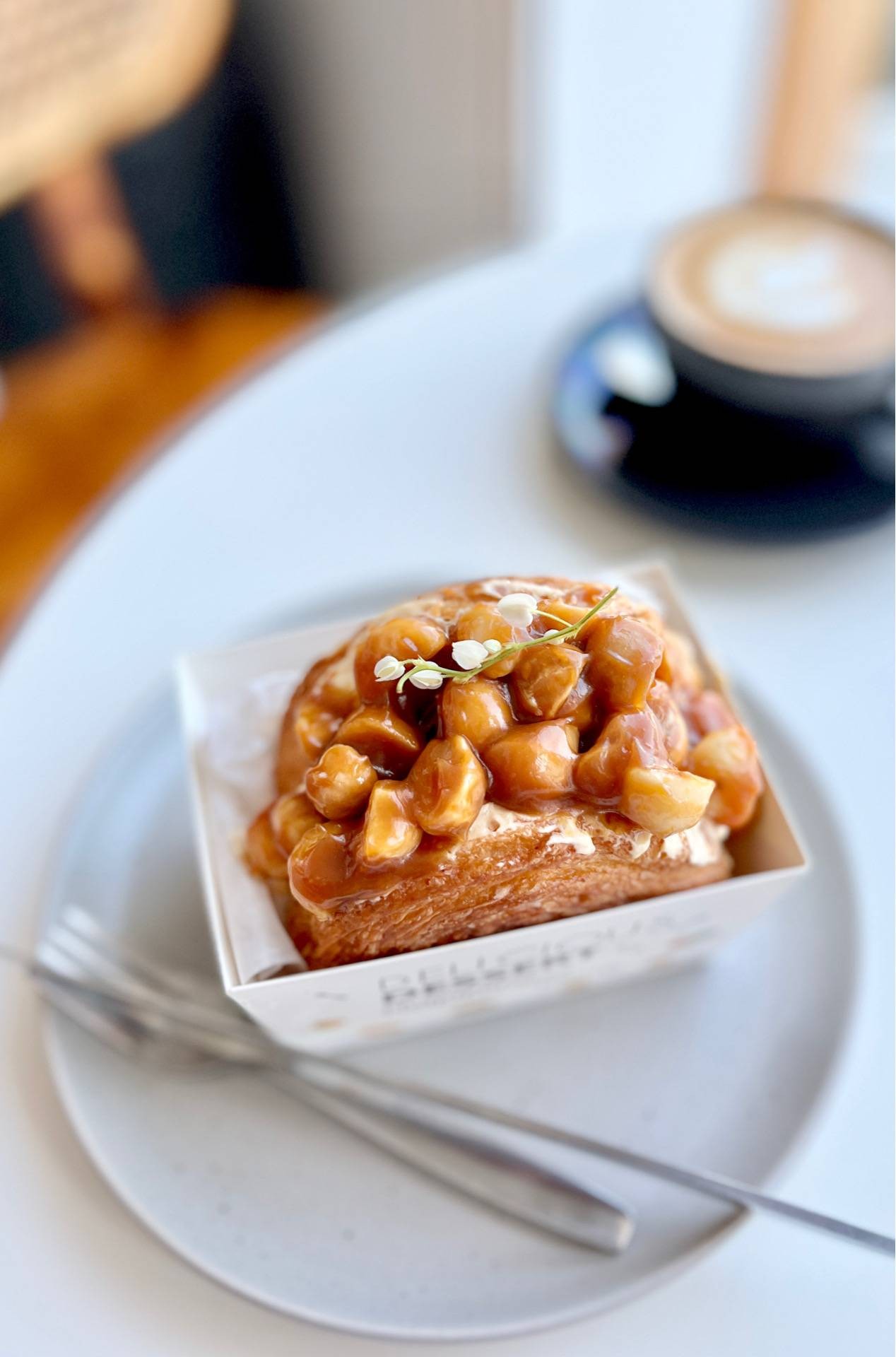 🥮 Caramel Macadamia Timber Ring. (Price 159 Baht.) ร้าน SeaSeoul Cafe